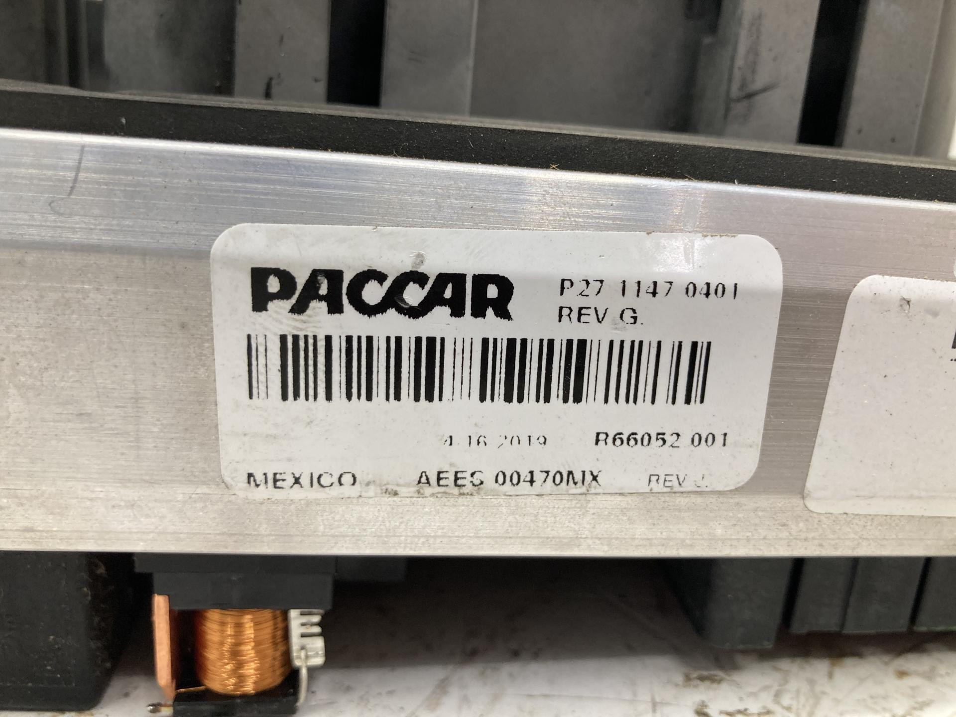 S53-1293-14E | Peterbilt 579 Fuse Box for Sale