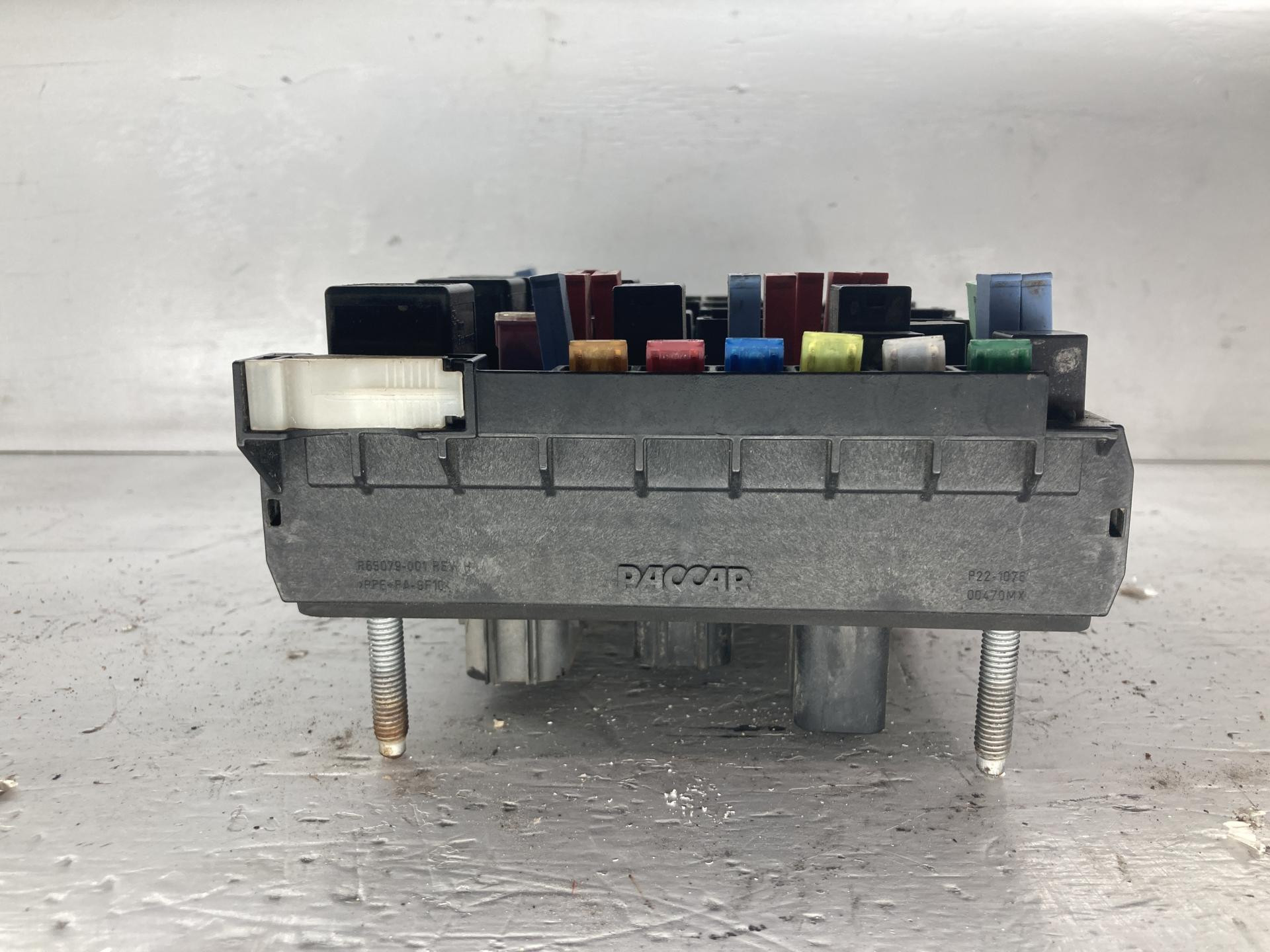 Peterbilt 579 Fuse Box for Sale