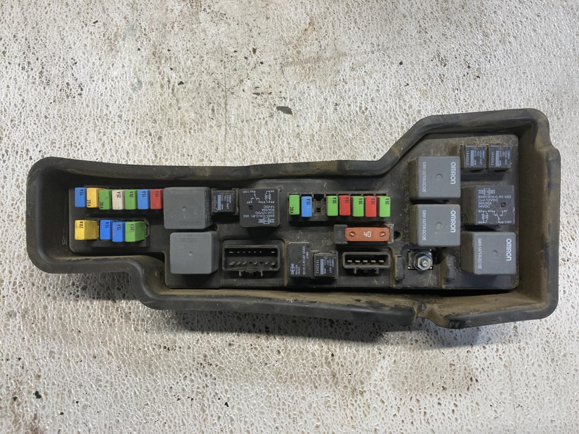 Mack GU713 Fuse Box for Sale