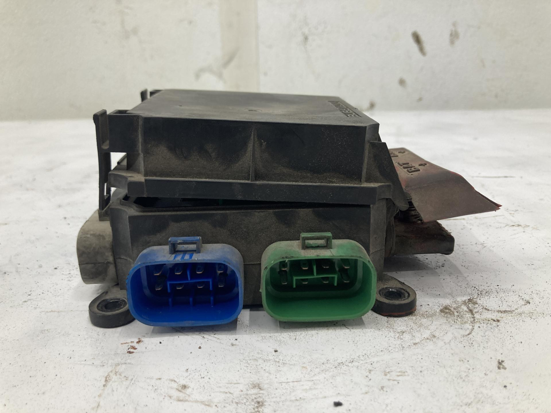 A6-46255-000 | Freightliner M2 106 Fuse Box for Sale