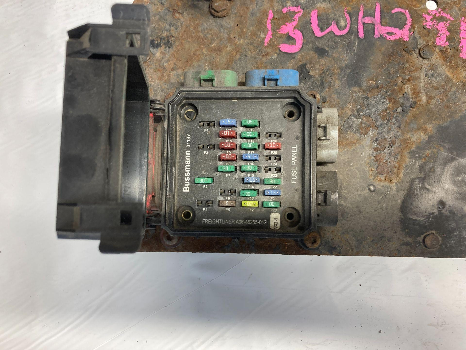 A06-46255-012 | Freightliner M2 106 Fuse Box for Sale