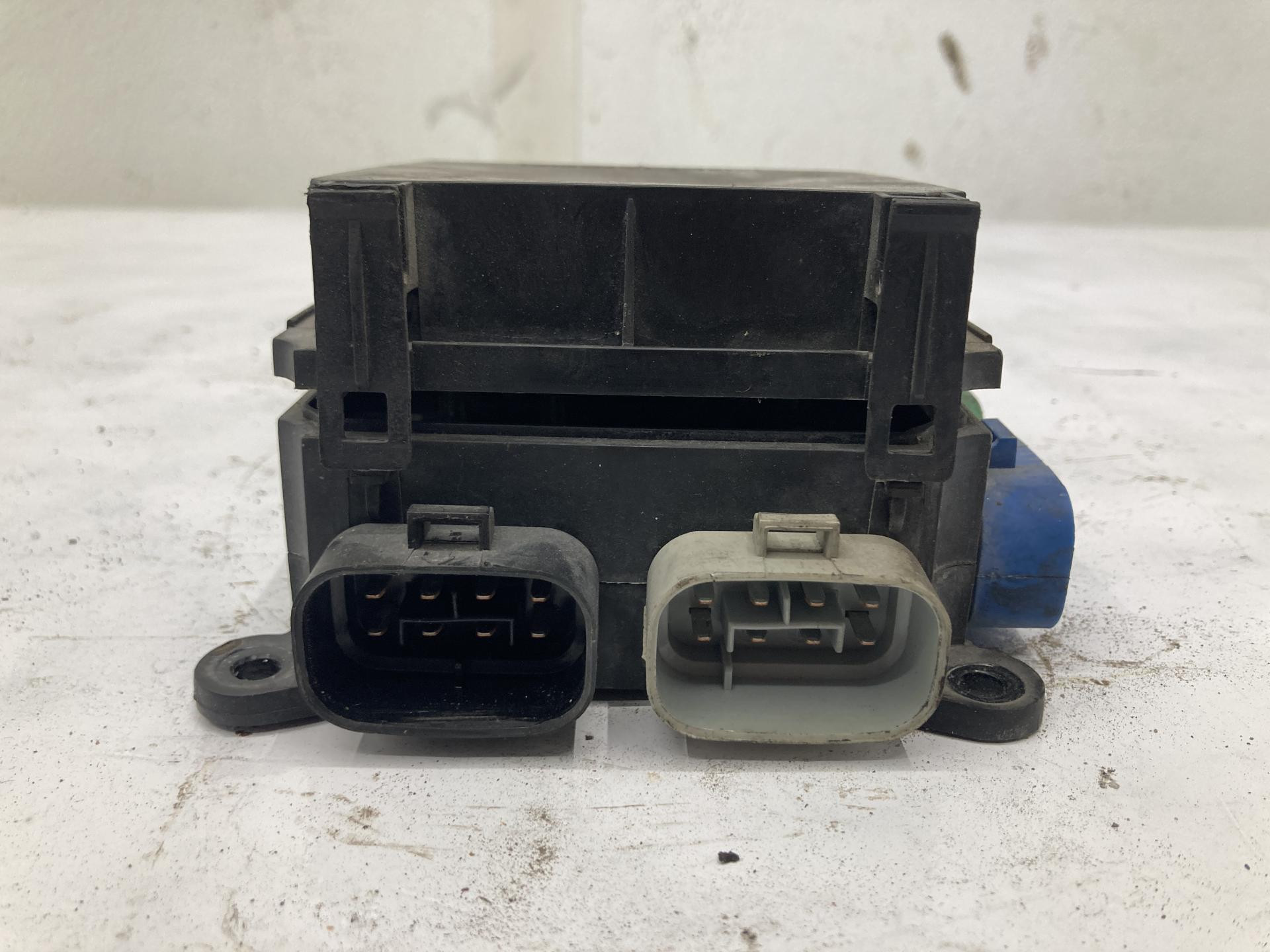 A6-46255-000 | Freightliner M2 106 Fuse Box for Sale