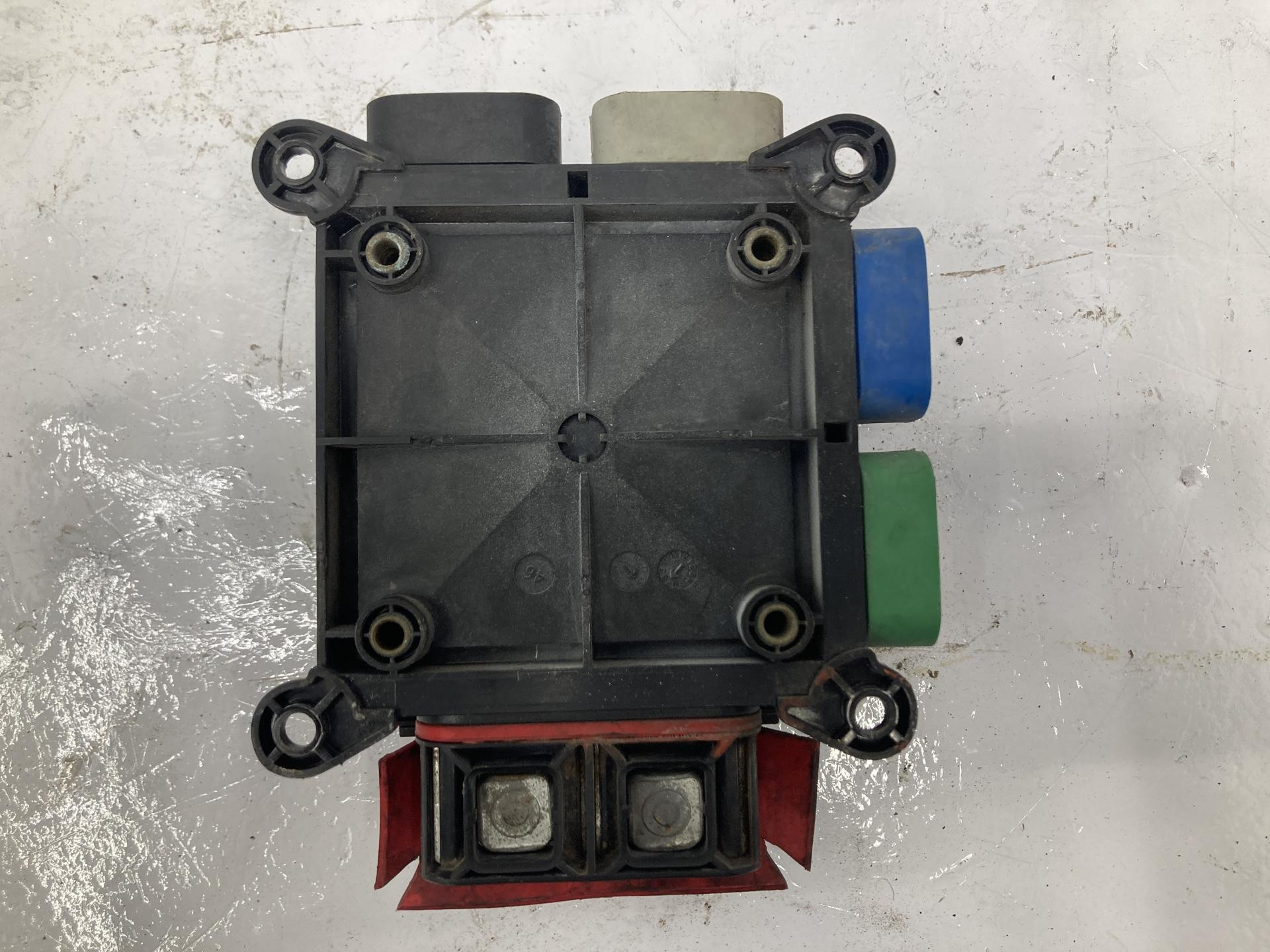 A6-46255-000 | Freightliner M2 106 Fuse Box for Sale