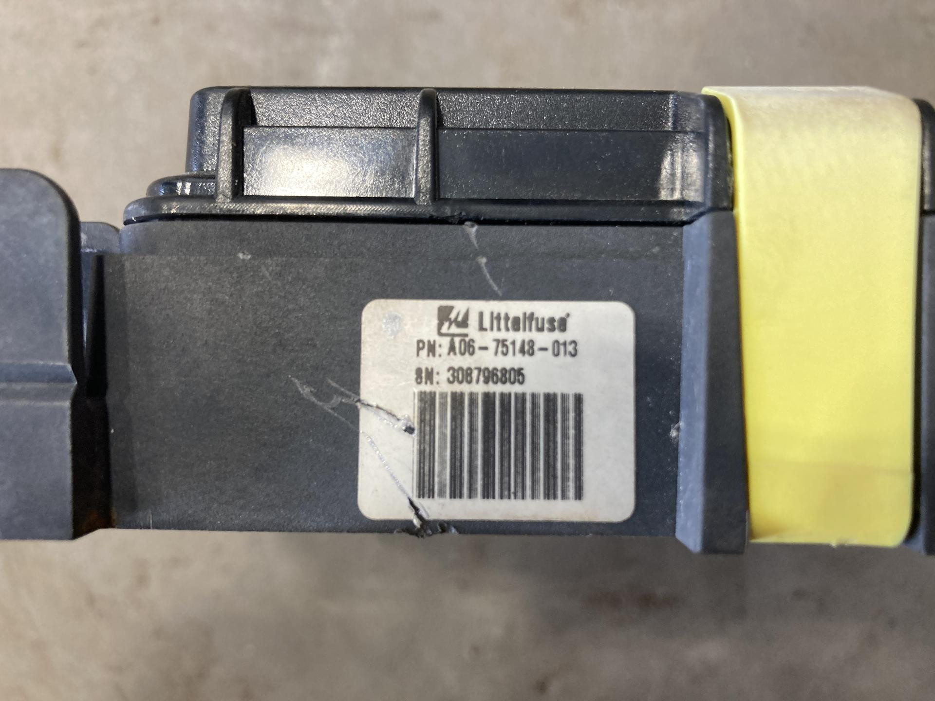 A06-75148-013 | Freightliner M2 106 Fuse Box for Sale