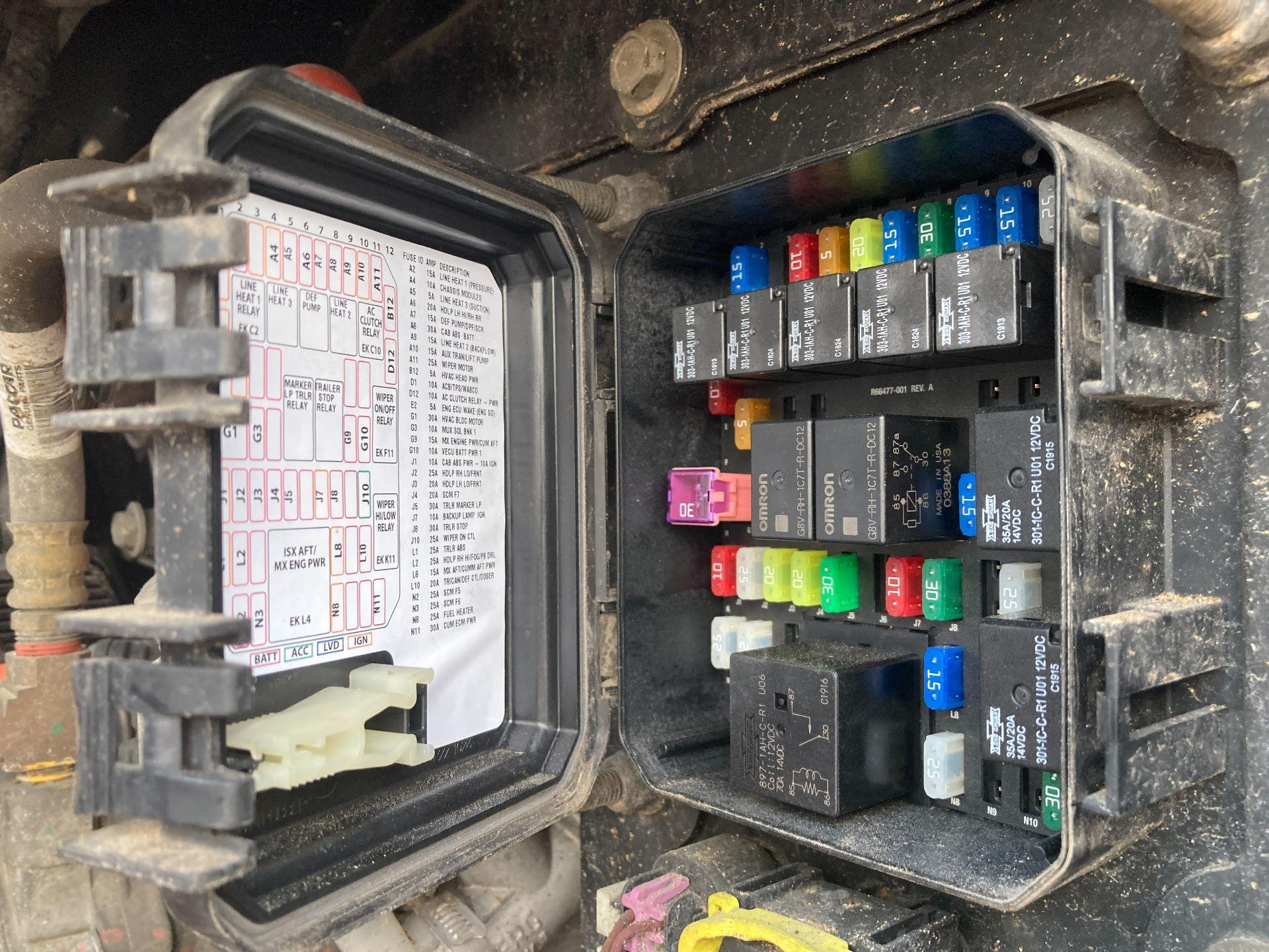 R66470-001 | Kenworth T680 Fuse Box for Sale