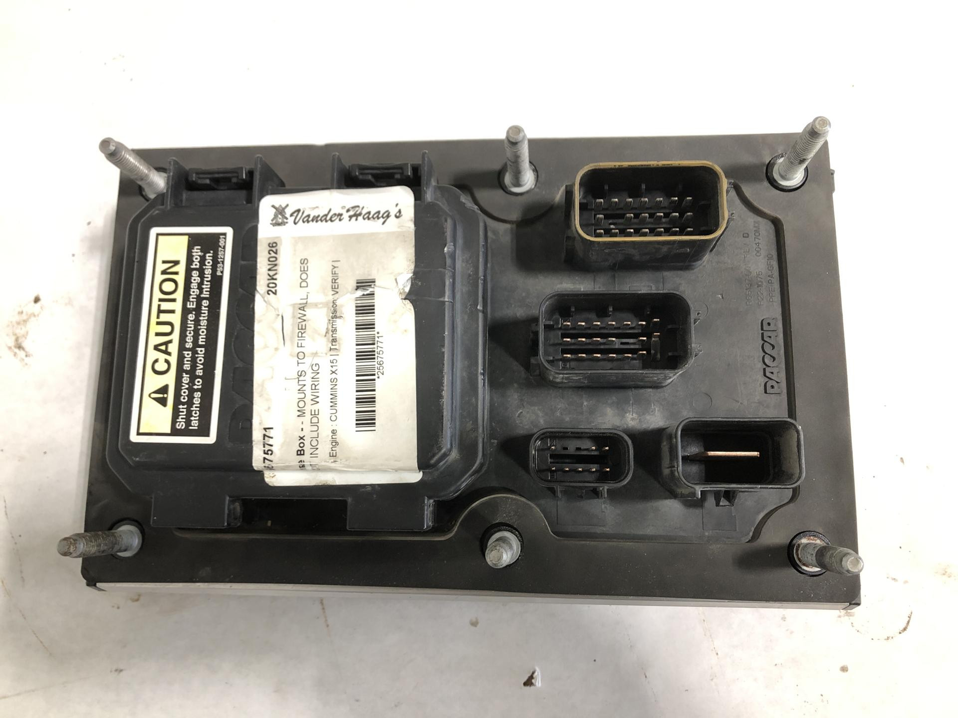 P27-1223-0101 | Kenworth T680 Fuse Box for Sale