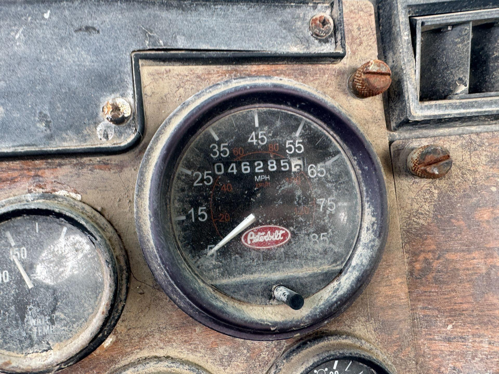 Peterbilt 357 Speedometer for Sale