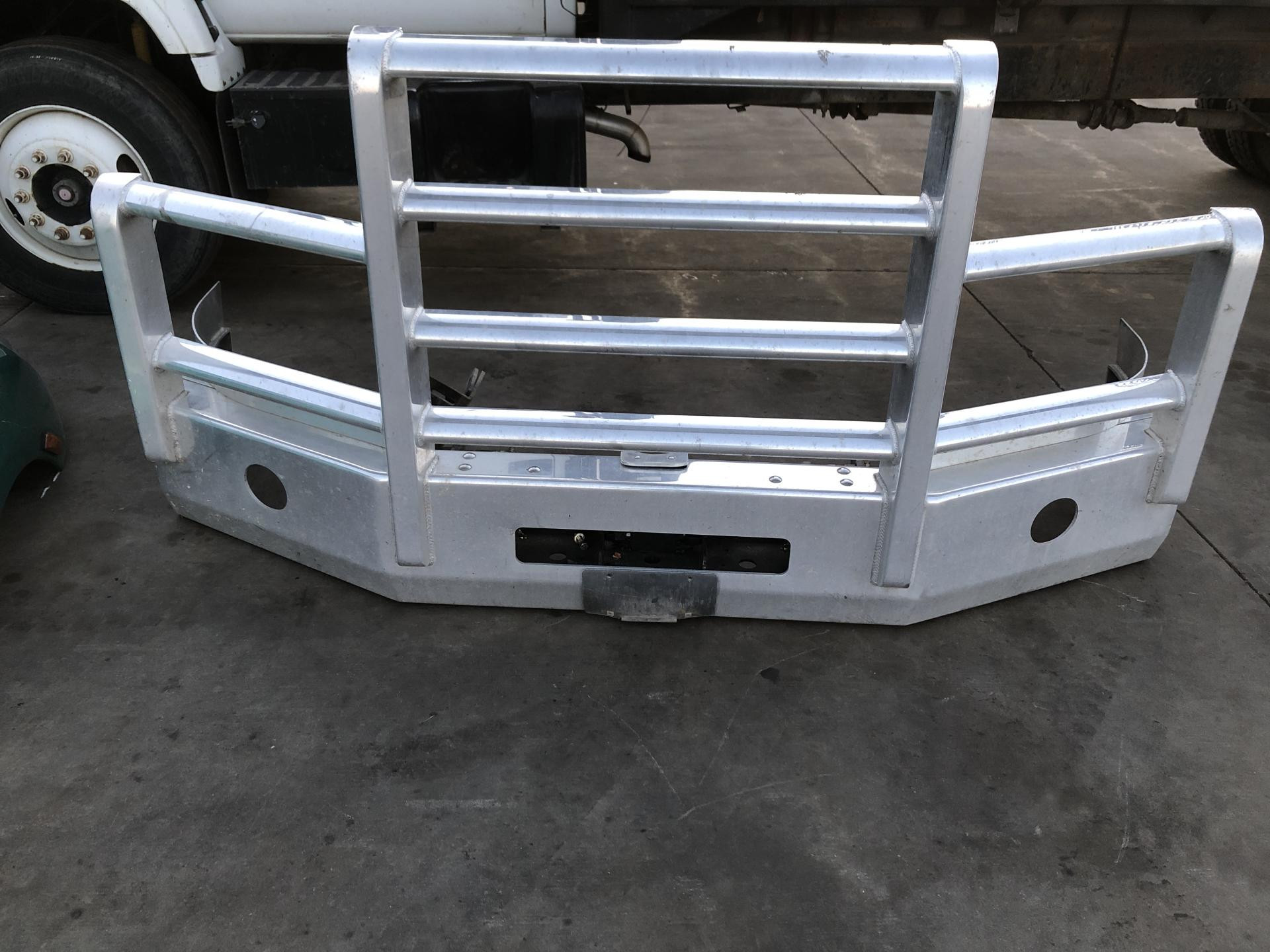 Peterbilt 579 Grille Guard for Sale