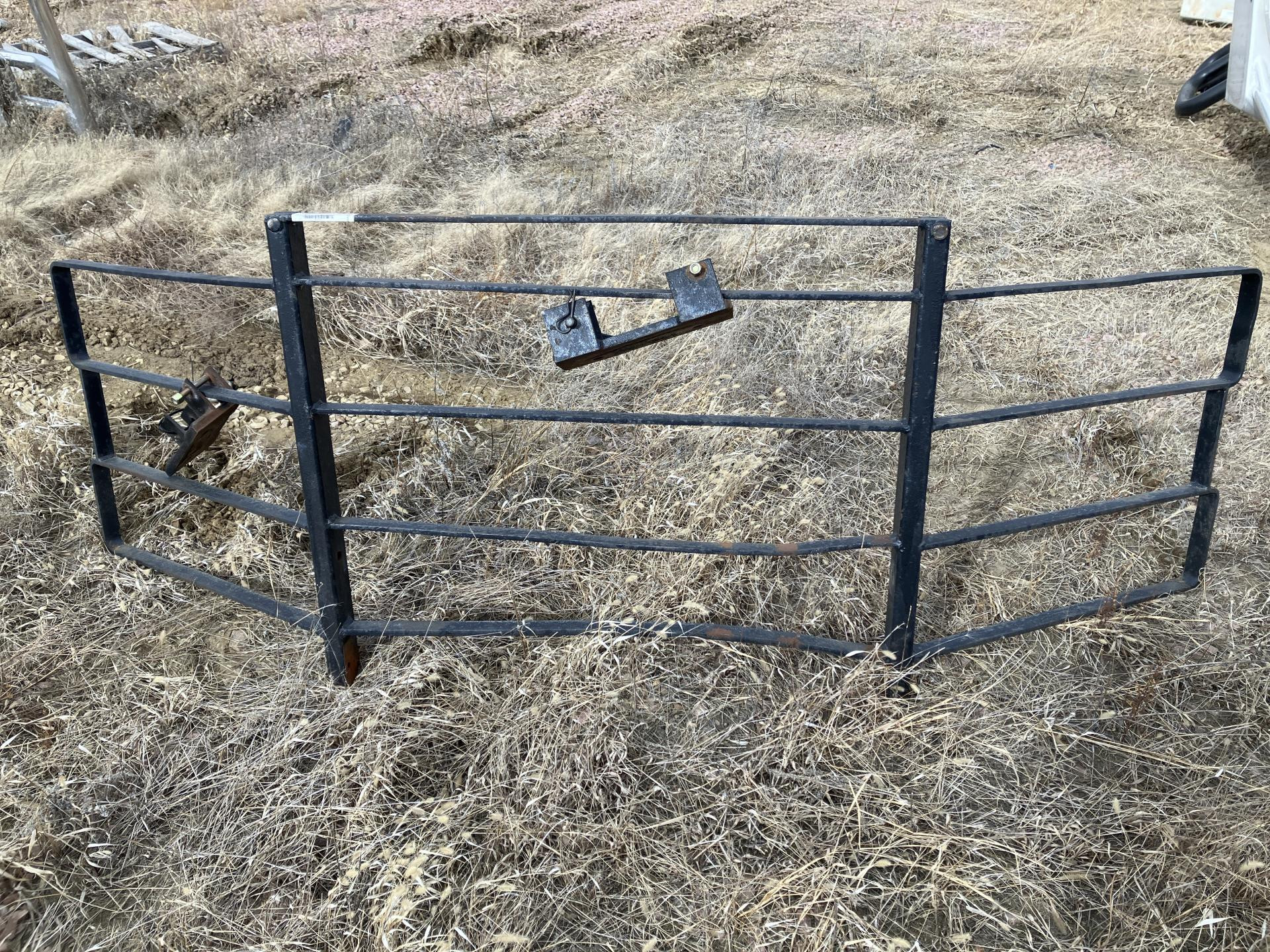 Freightliner FLD112SD Grille Guard for Sale