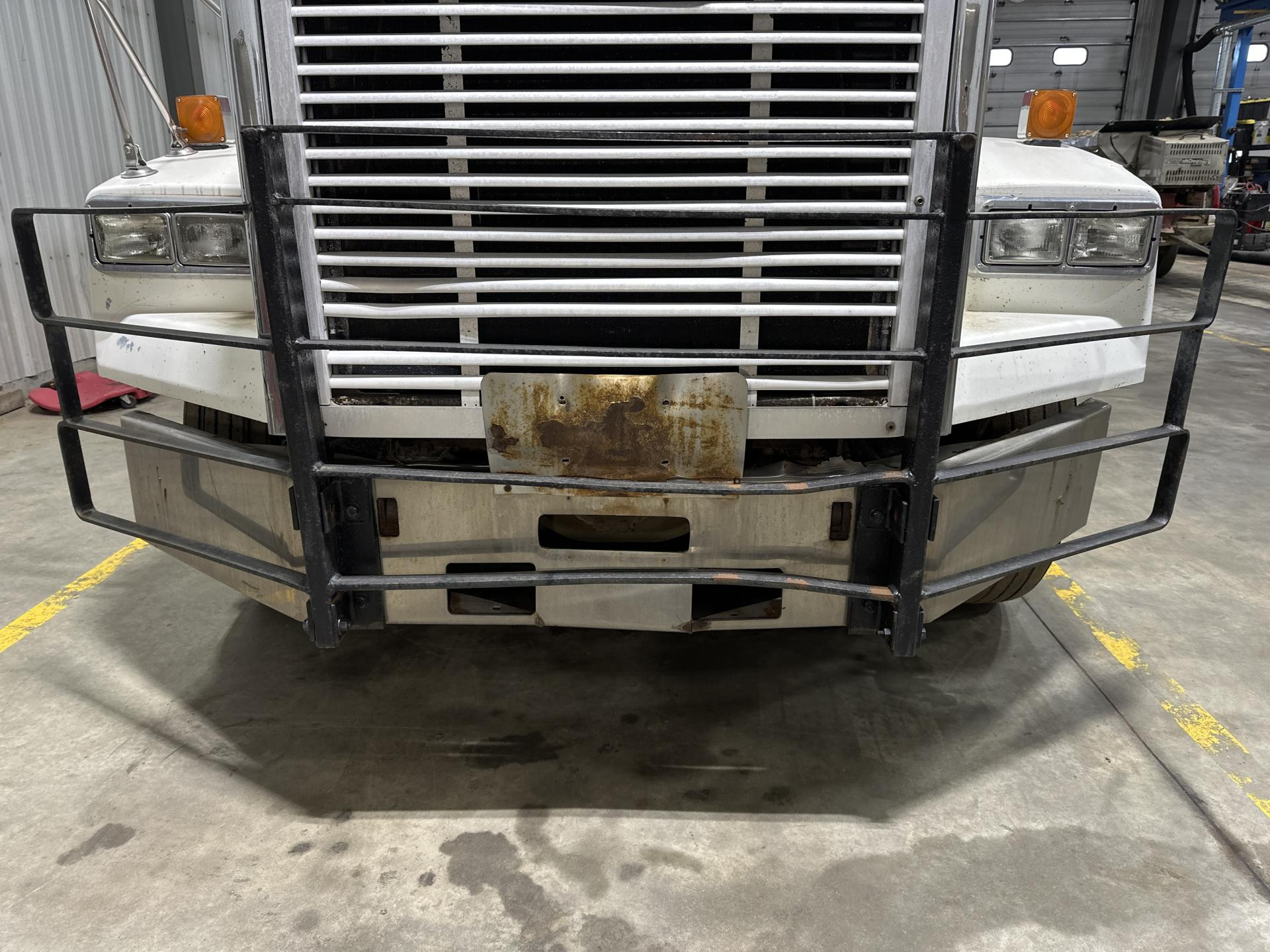 Freightliner FLD112SD Grille Guard for Sale