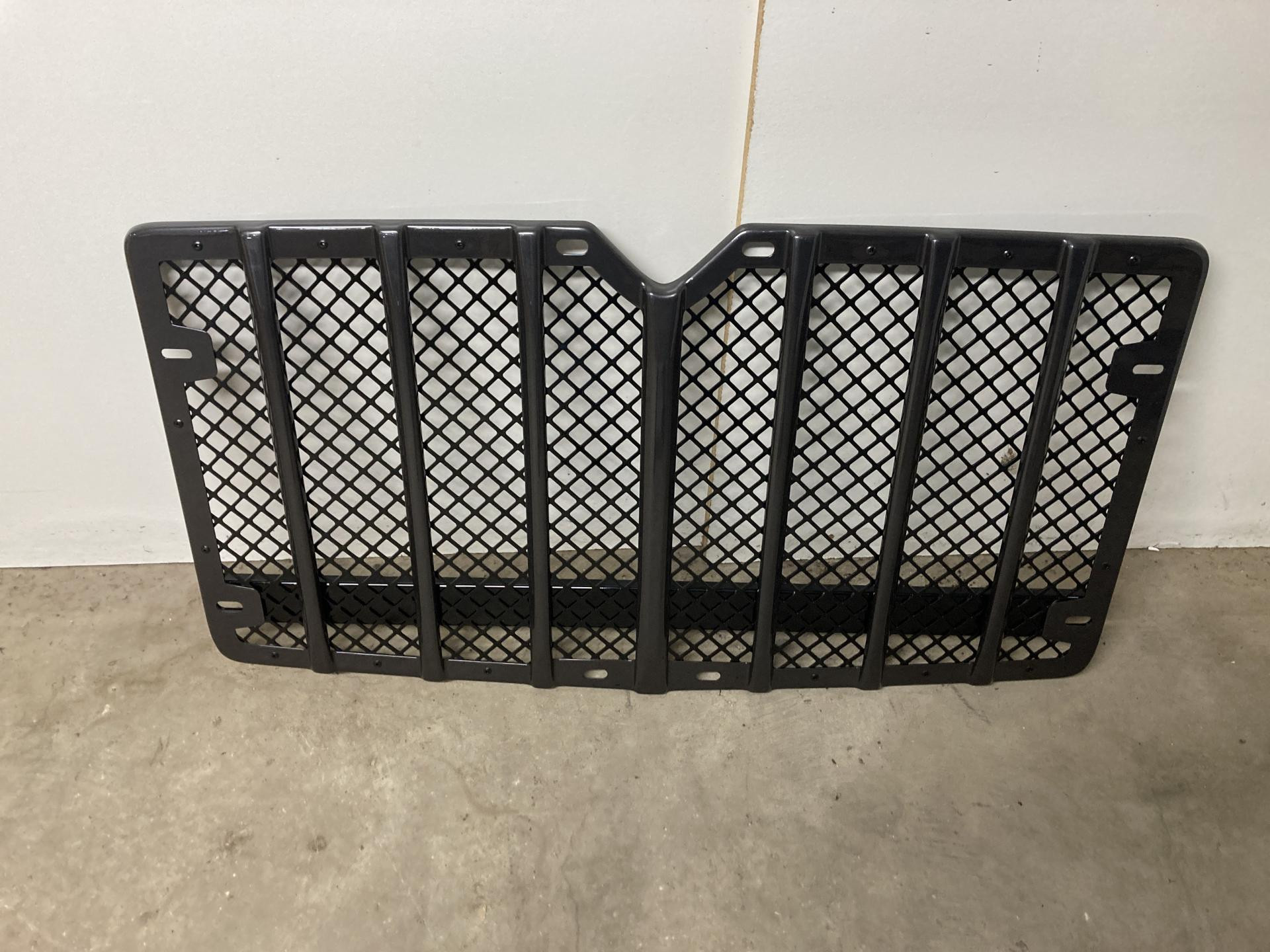 4069061C95 | International HX620 Grille for Sale