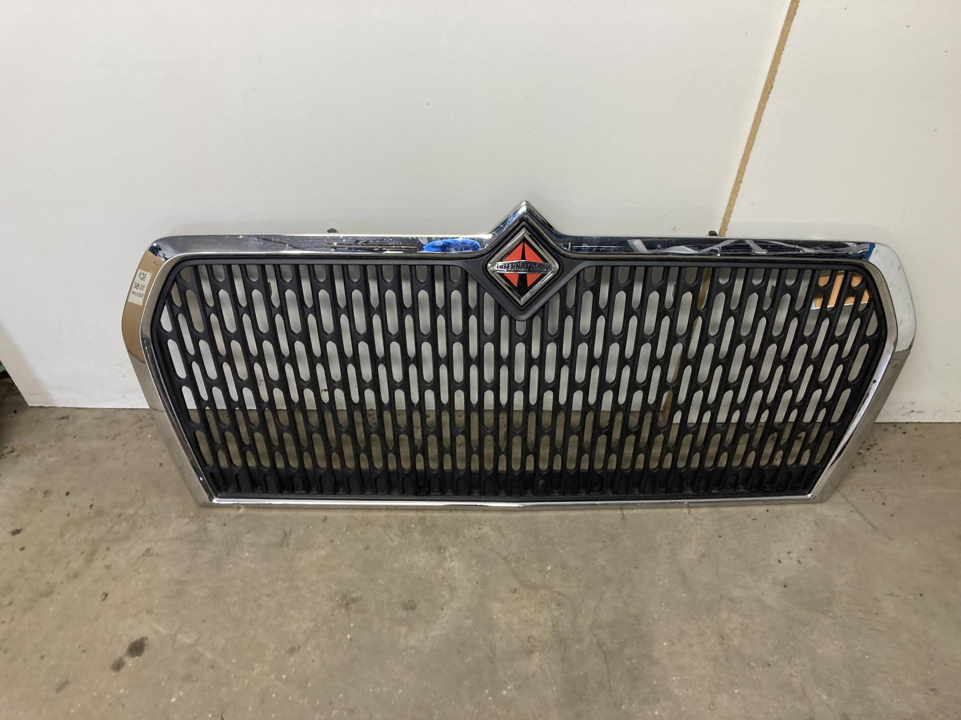 4131923C94 | International MV607 Grille for Sale