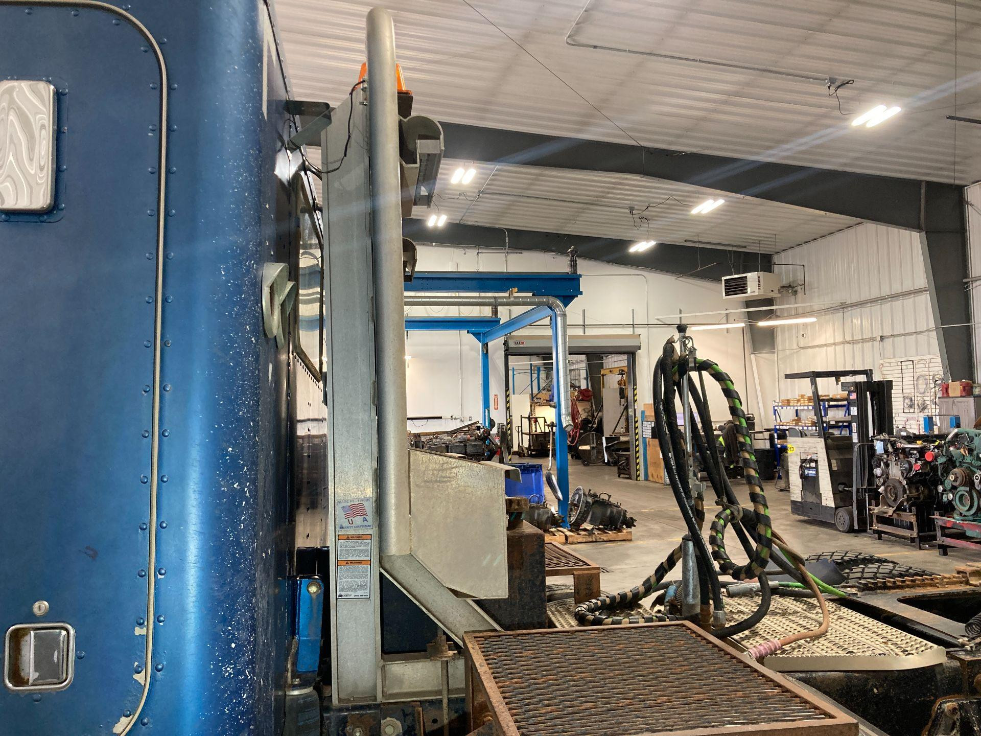 Peterbilt 379 Cab Protector / Headache Rack for Sale