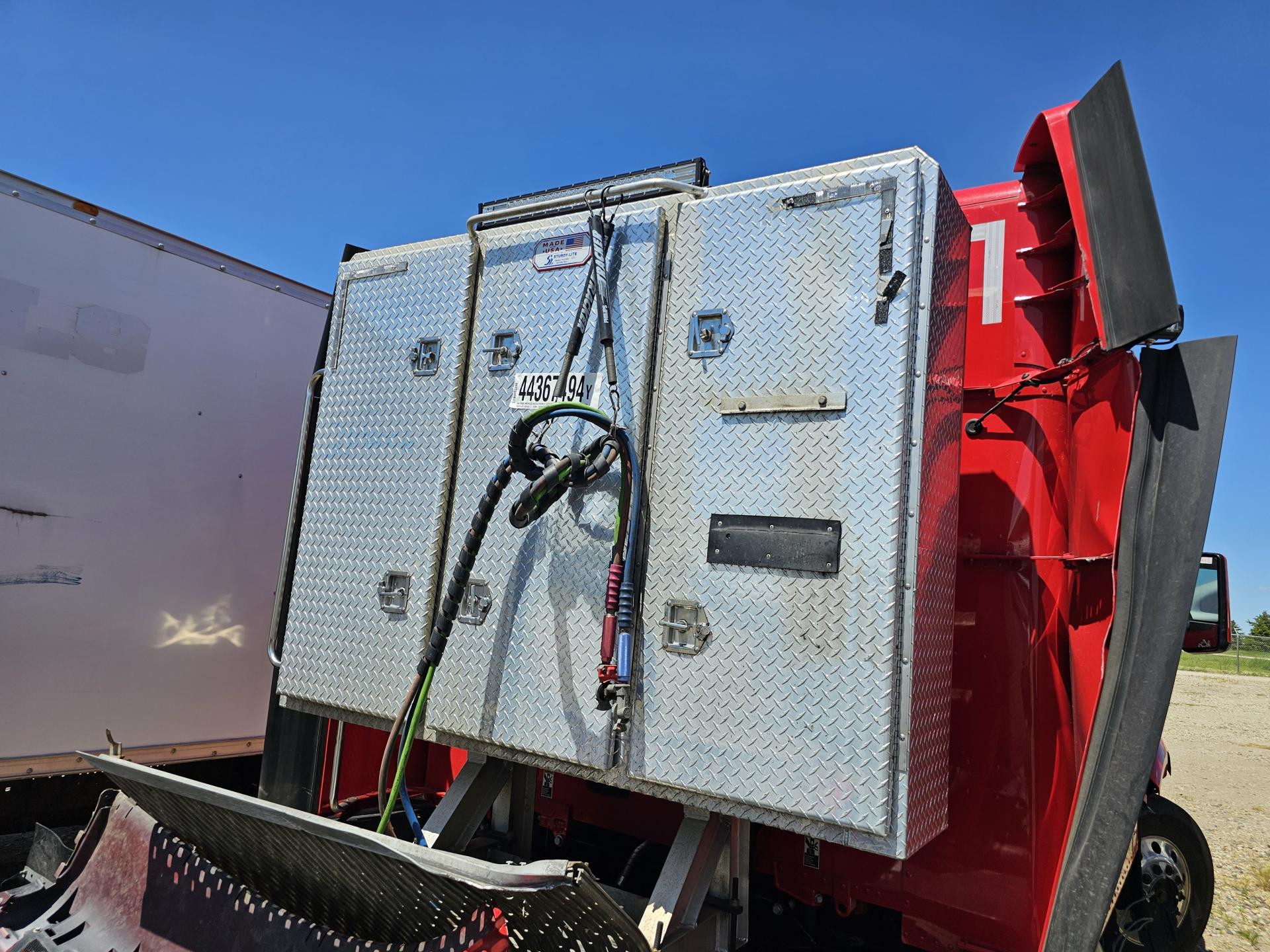 Peterbilt 579 Cab Protector / Headache Rack for Sale