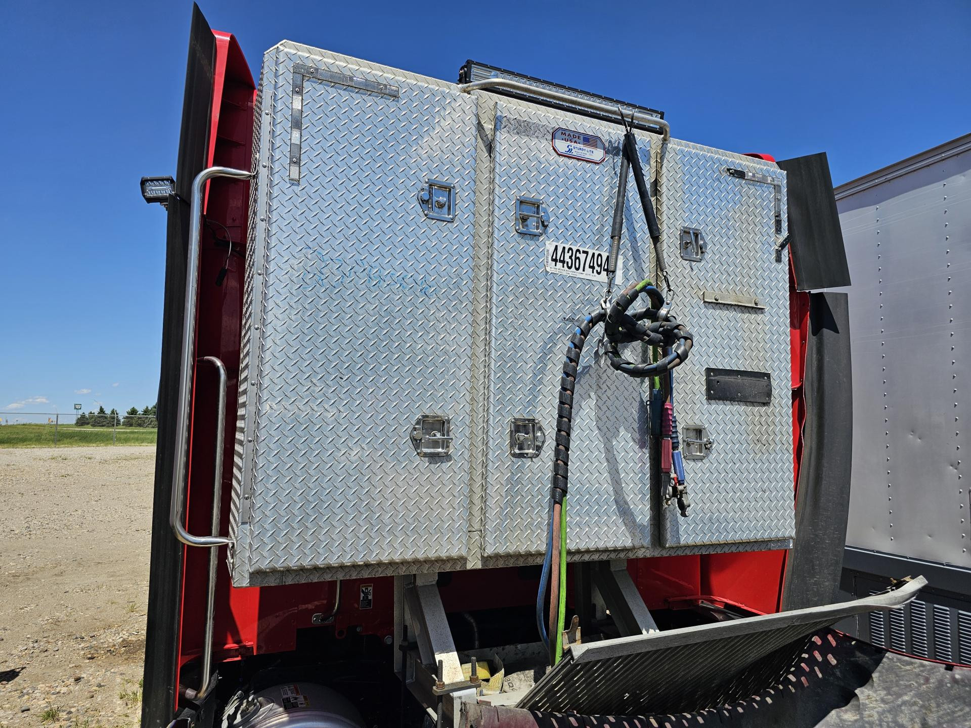 Peterbilt 579 Cab Protector / Headache Rack for Sale