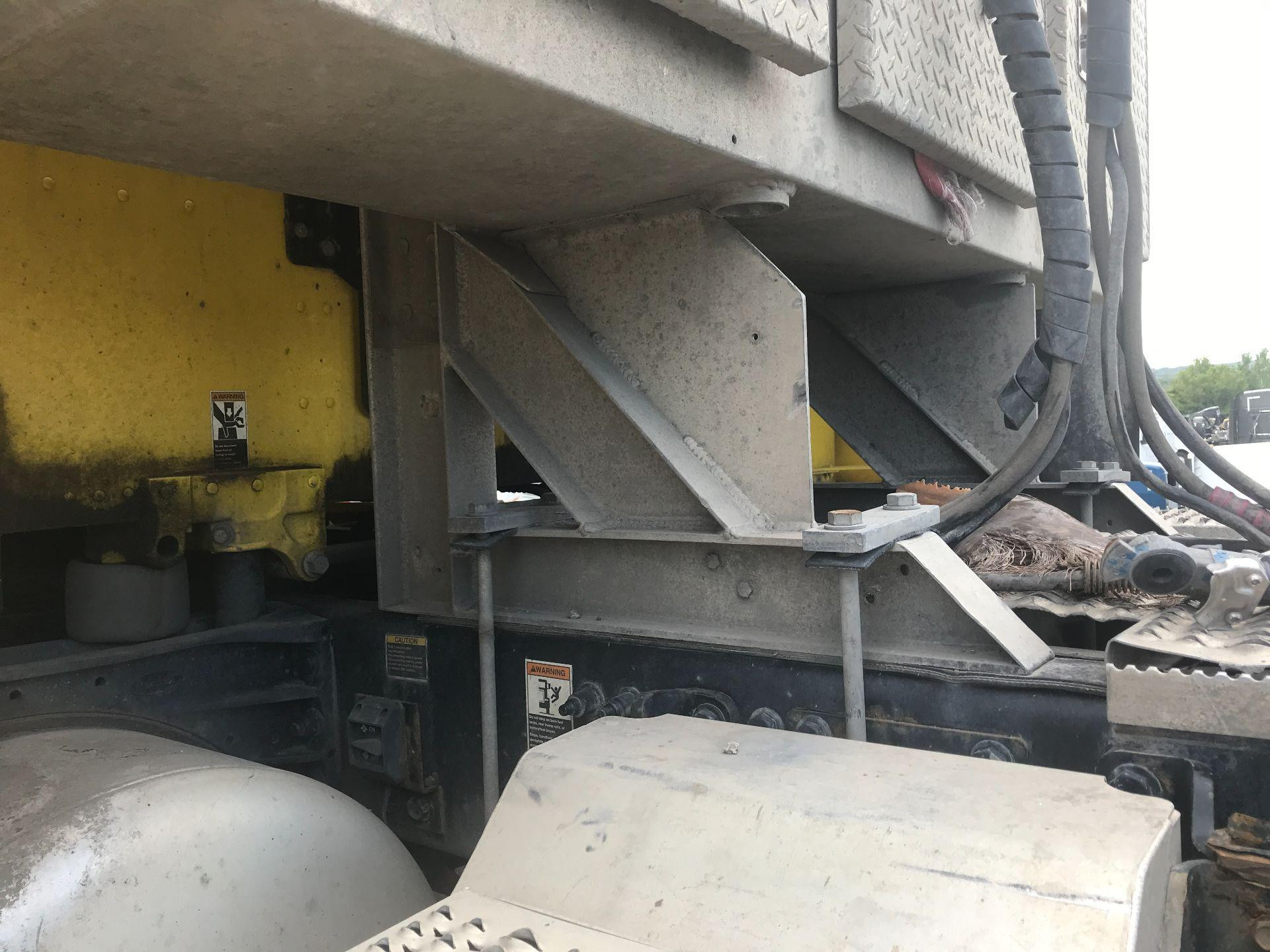 Peterbilt 579 Cab Protector / Headache Rack for Sale