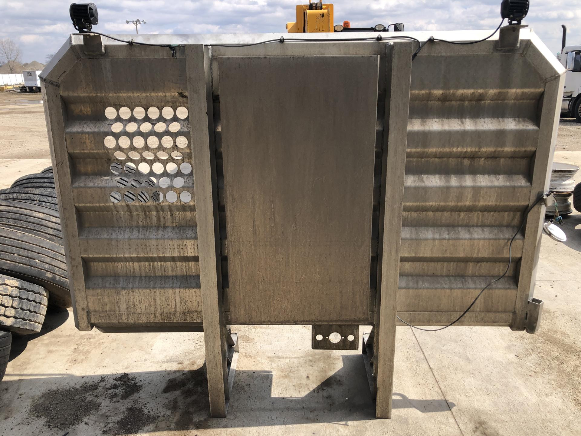 Mack ANTHEM (AN) Cab Protector / Headache Rack for Sale