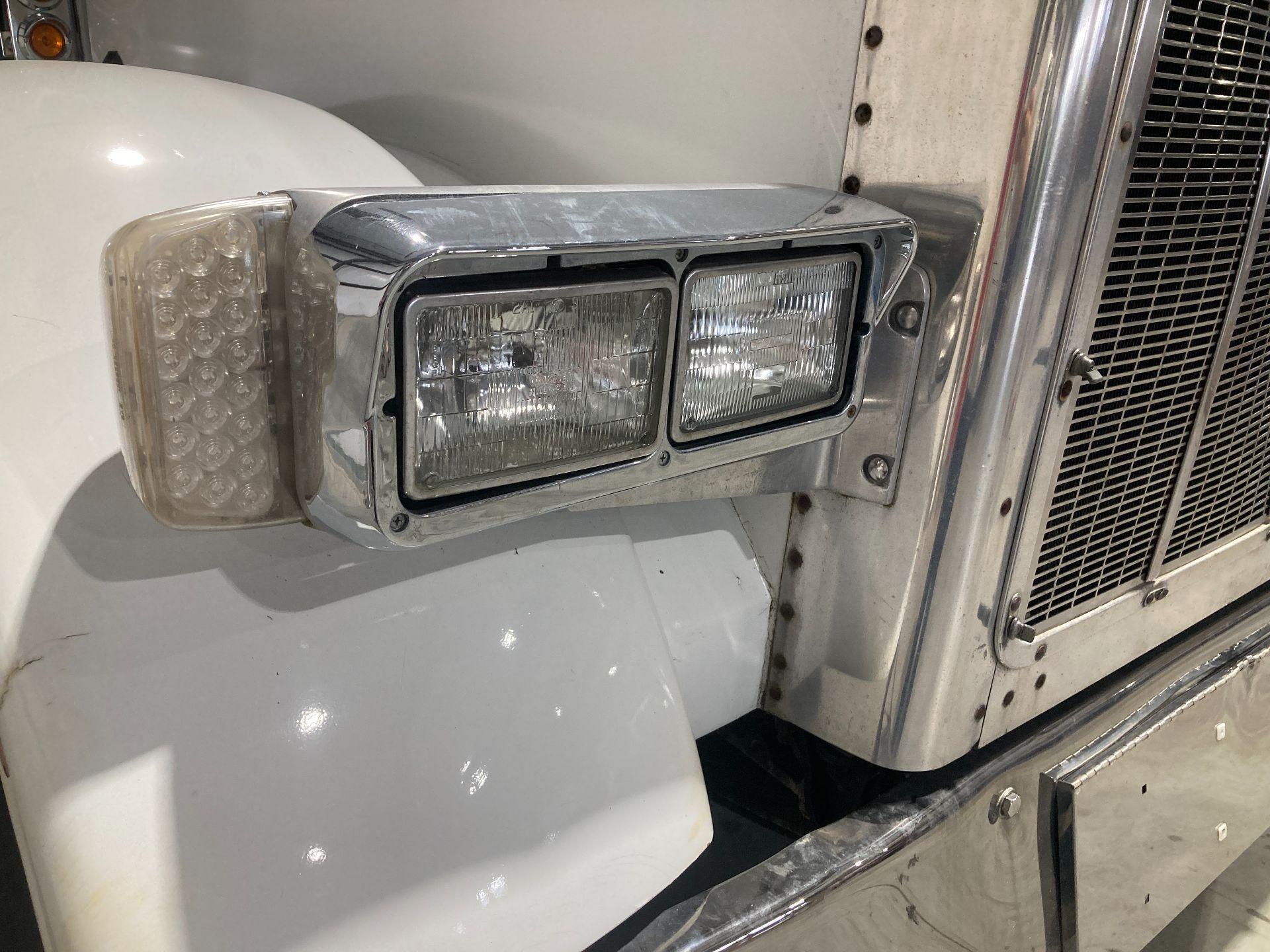 16-07559M001L | Peterbilt 357 Headlamp for Sale