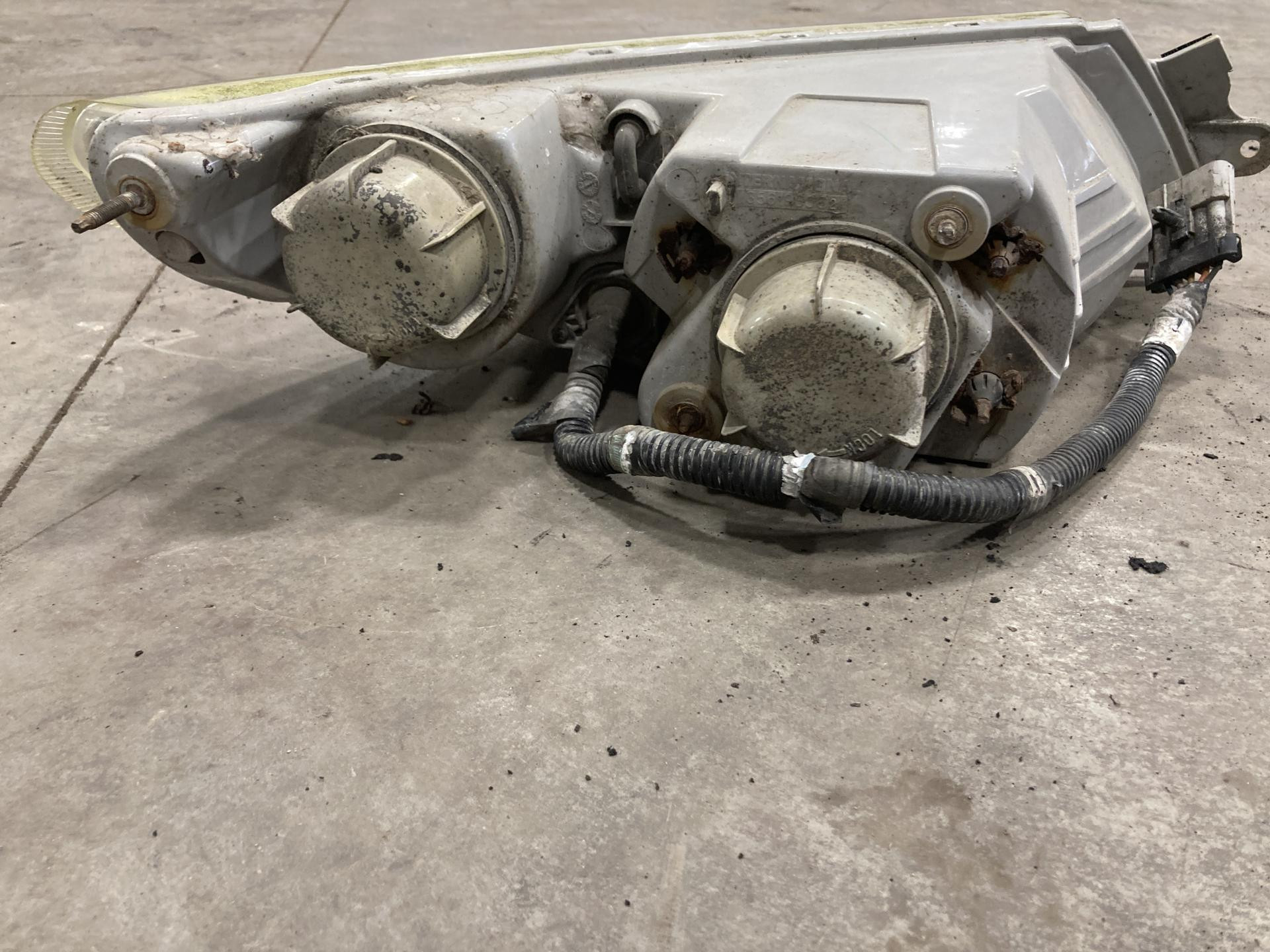 3574387C91 | International CE Headlamp for Sale