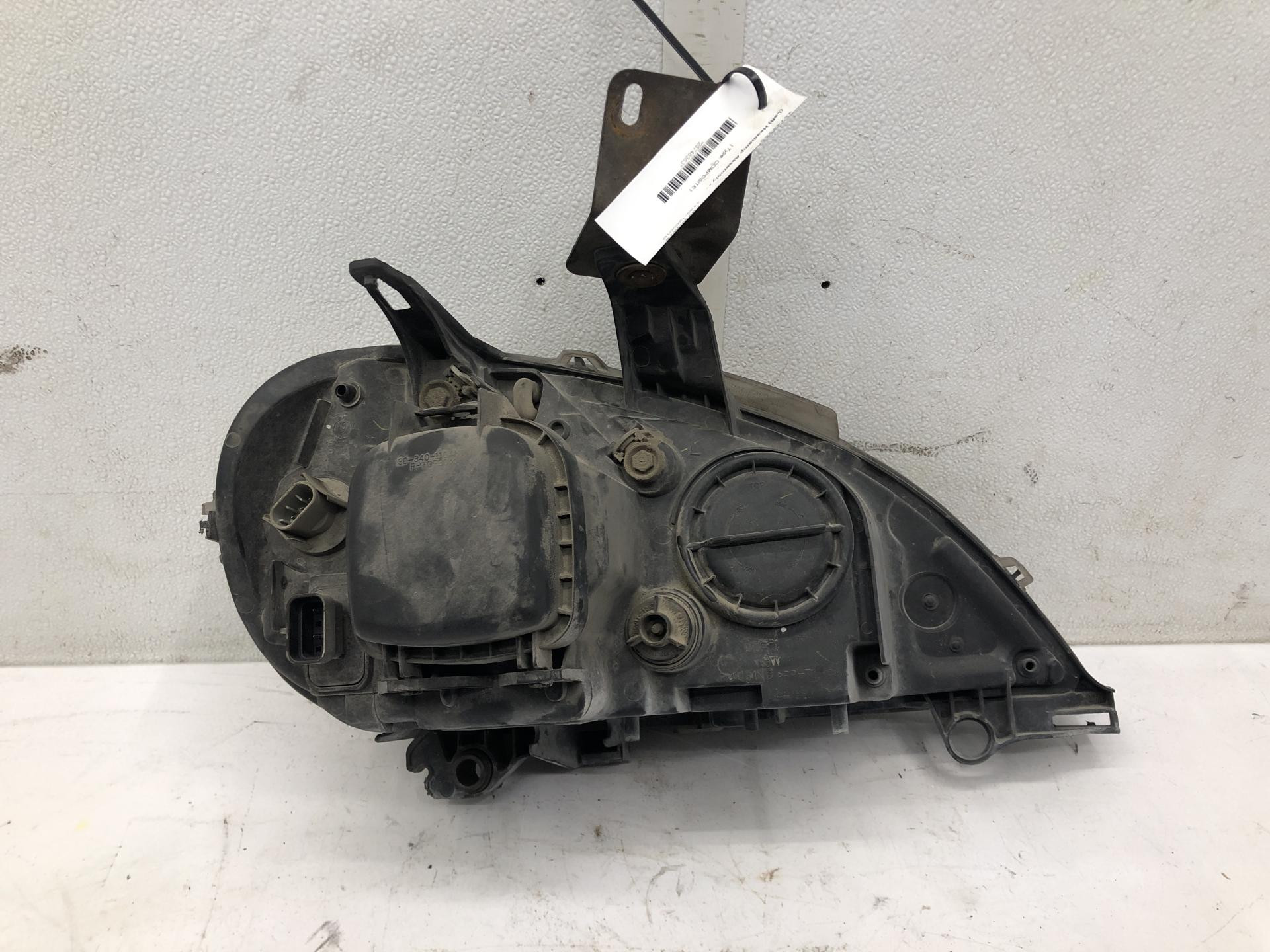 08-340-1104L | Freightliner COLUMBIA 120 Headlamp for Sale