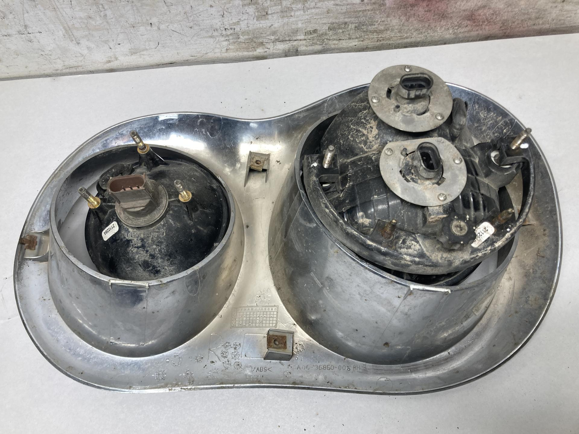 A06-36850-003 | Freightliner CORONADO Headlamp for Sale