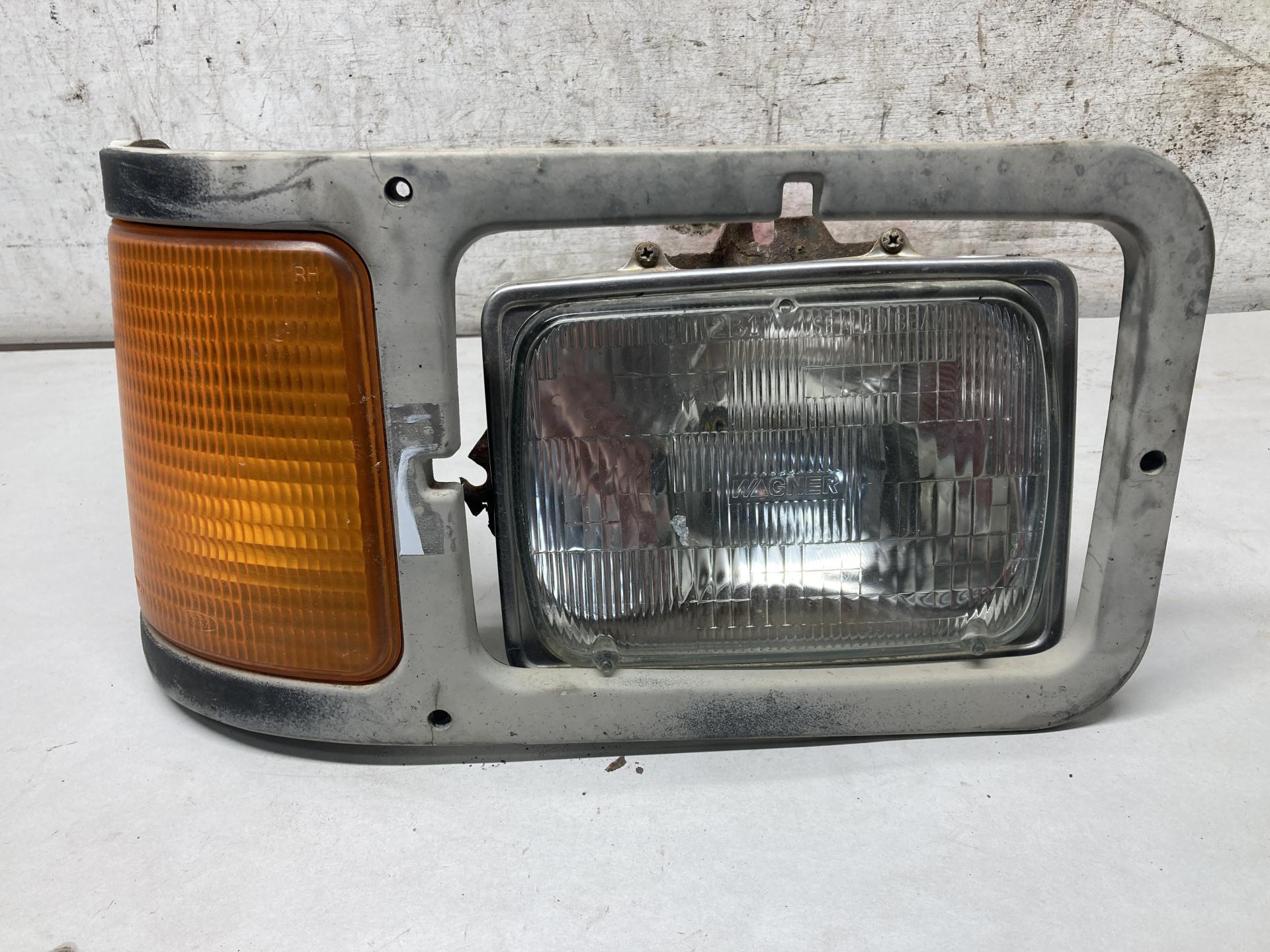 Ford F800 Headlamp for Sale
