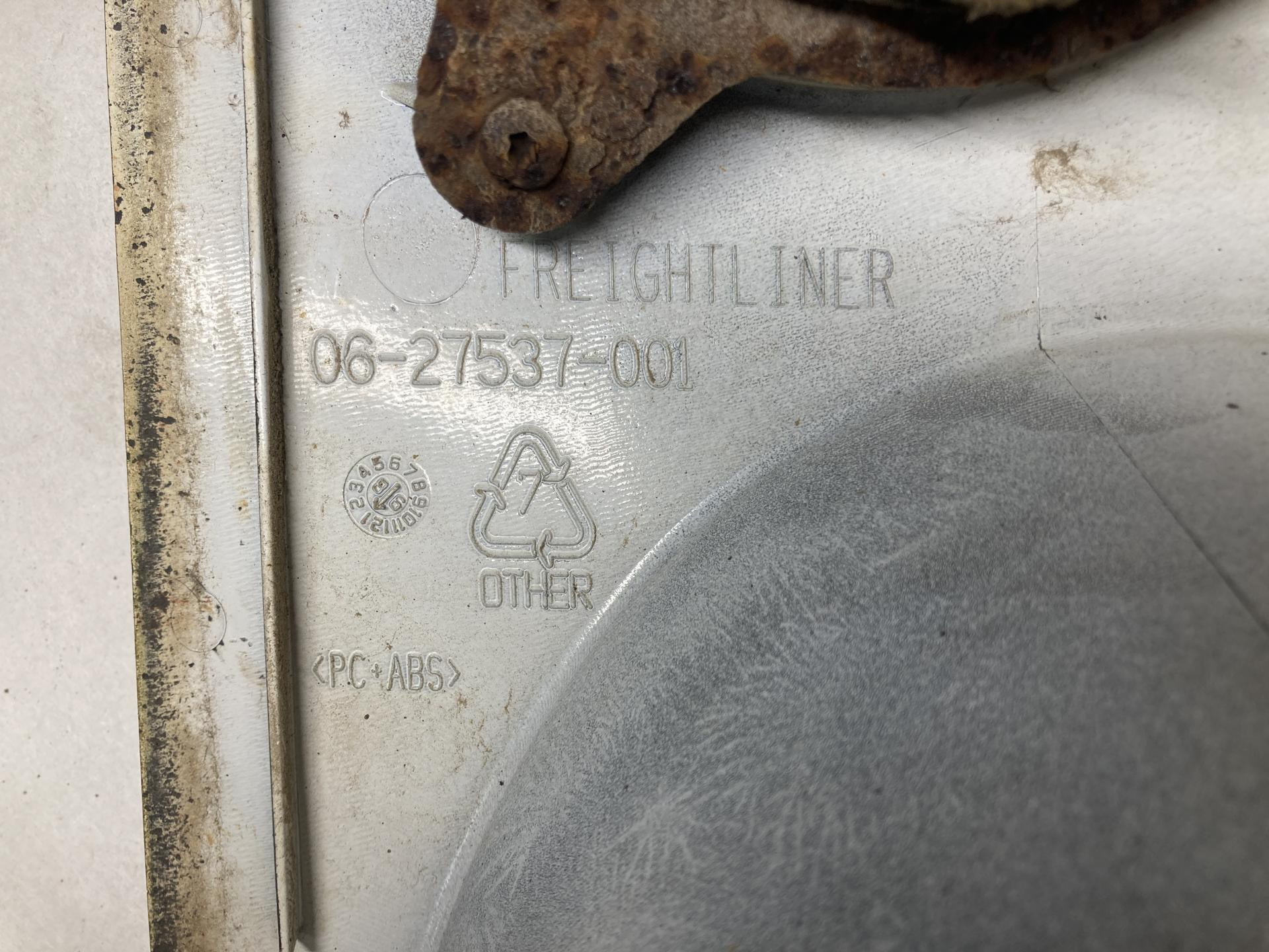 Freightliner FL112 Headlamp for Sale