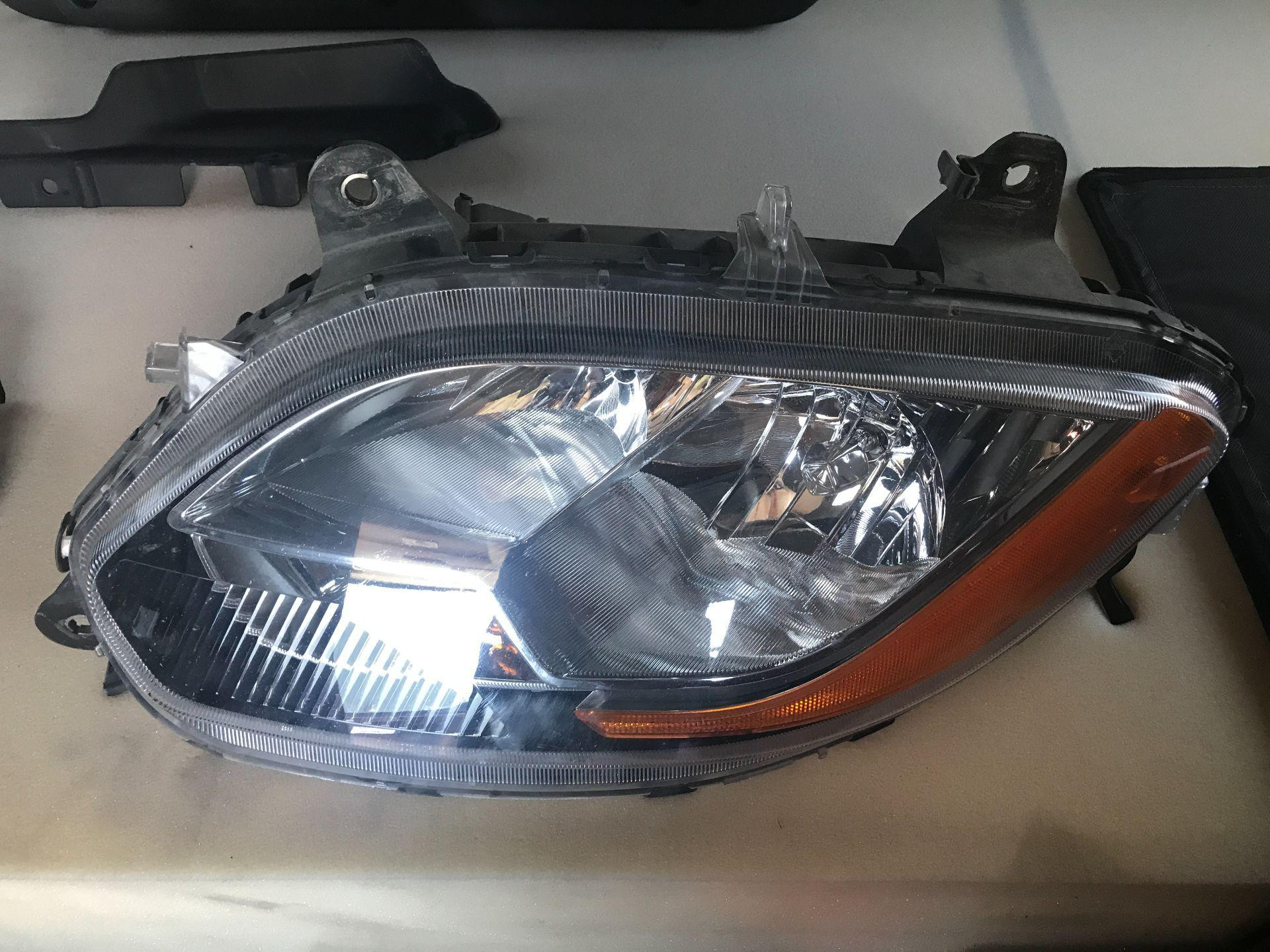 4049969C96 | International LT Headlamp for Sale
