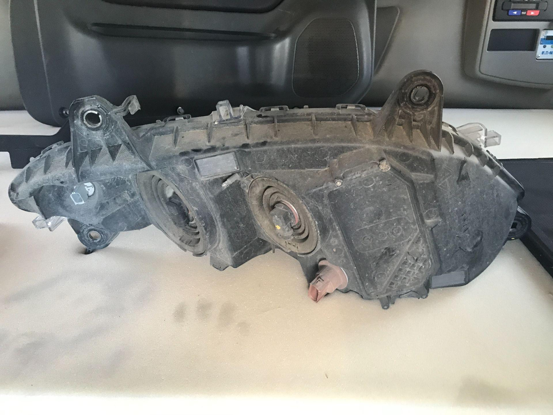 4049969C96 | International LT Headlamp for Sale