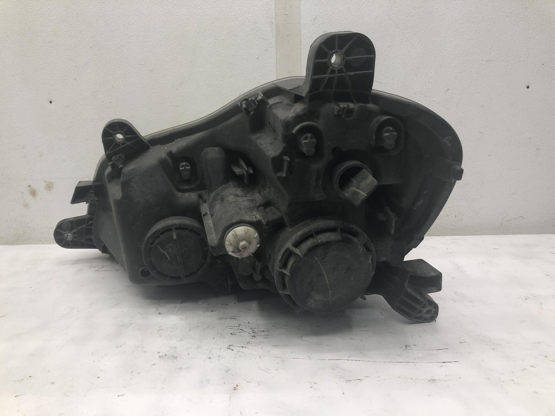 P54-6164-100R | Kenworth T680 Headlamp for Sale