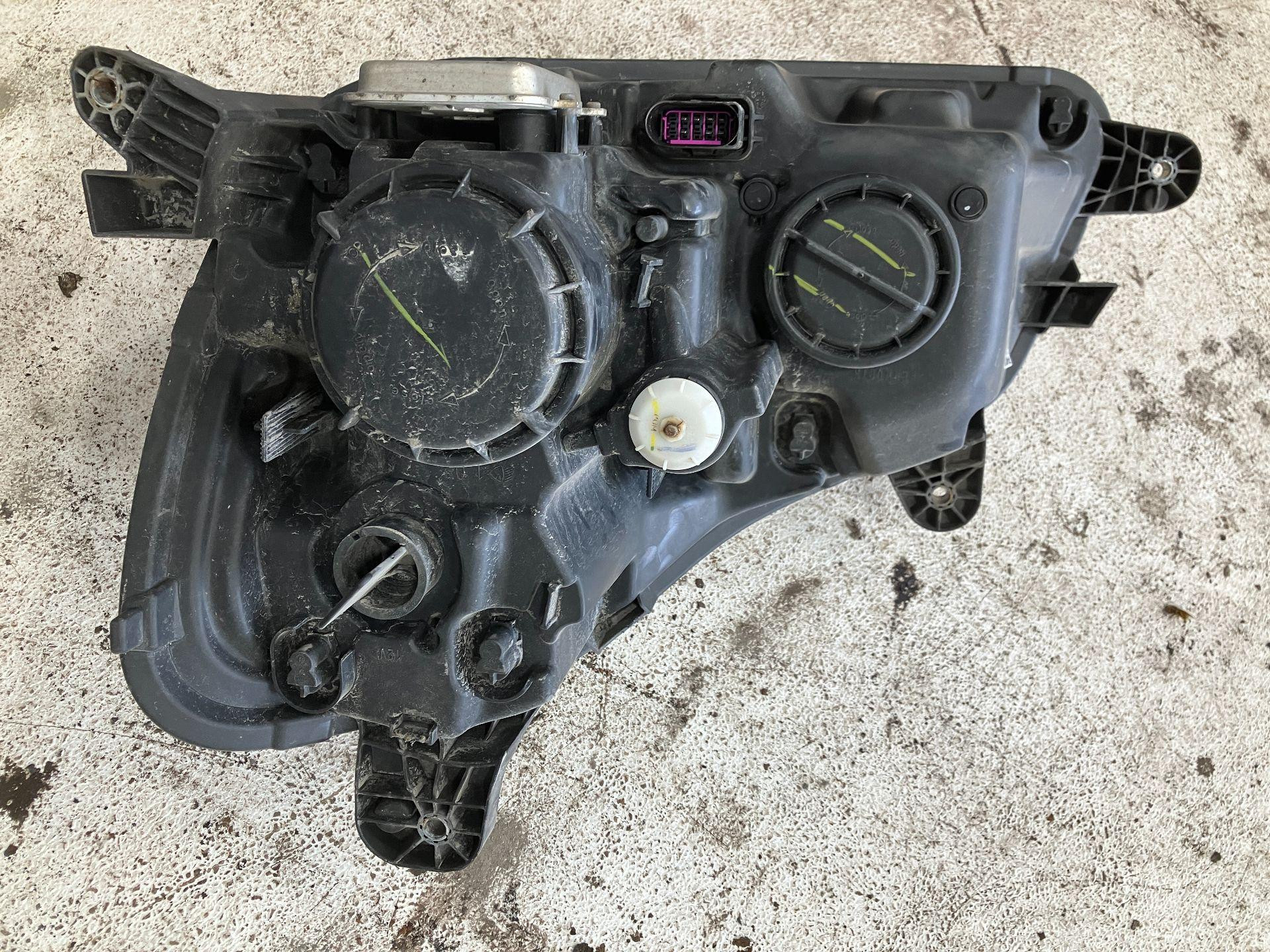 P54-6164-110R | Kenworth T680 Headlamp for Sale