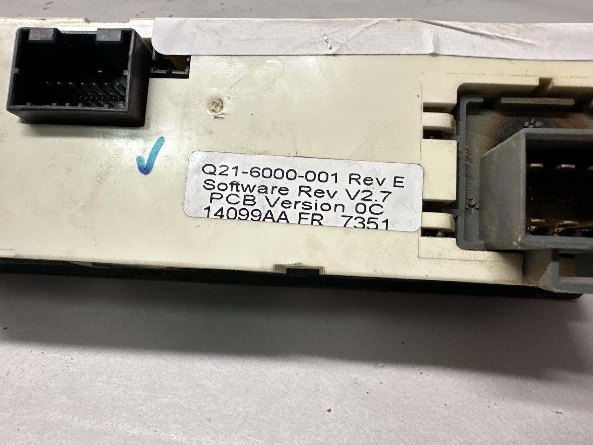 Q21-60000-001 | Peterbilt 386 Heater & AC Temperature Control for Sale
