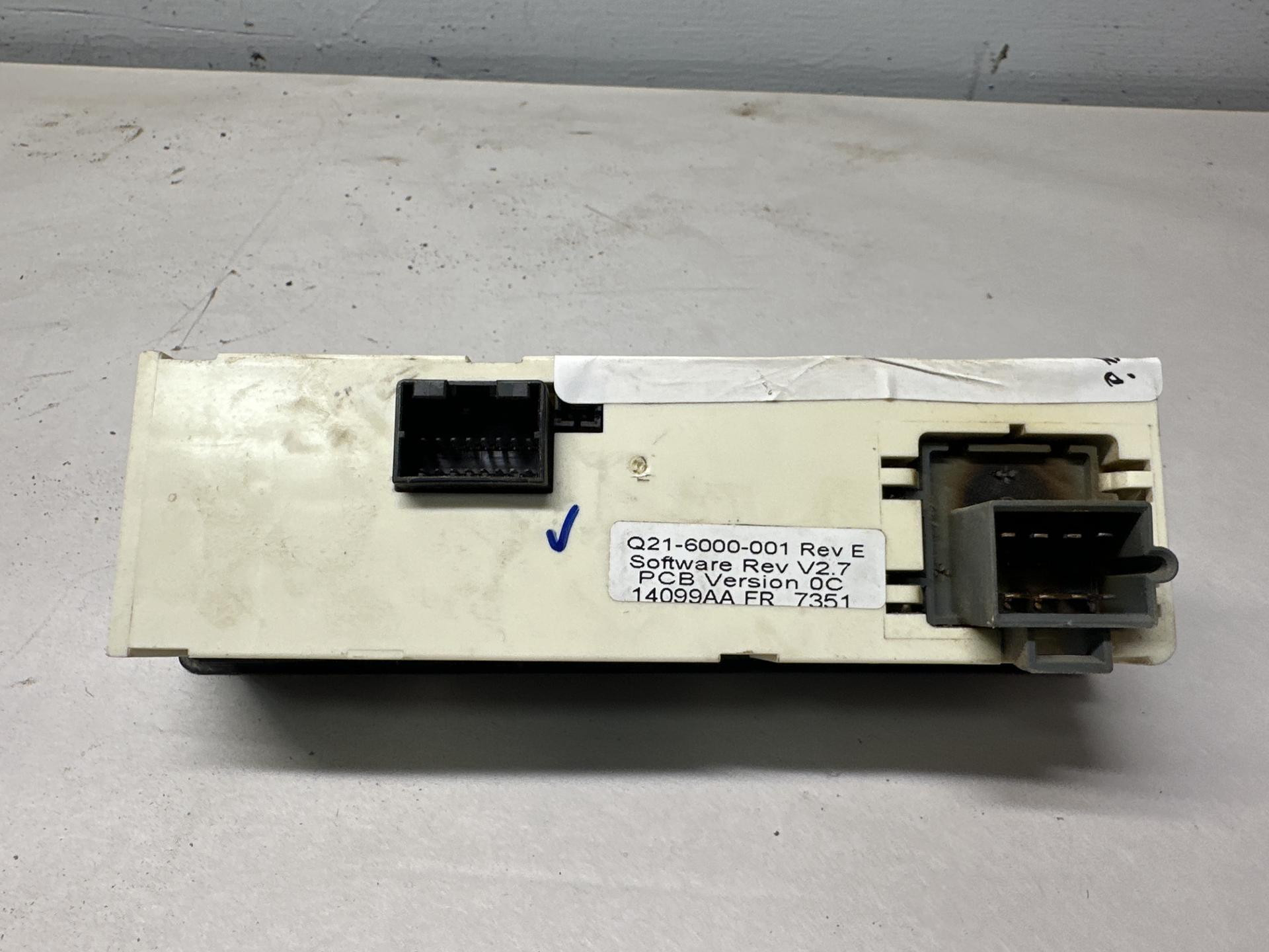 Q21-60000-001 | Peterbilt 386 Heater & AC Temperature Control for Sale