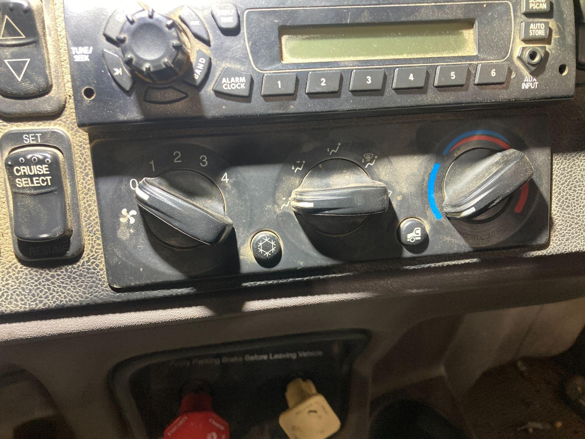 14099AAFR | Peterbilt 388 Heater & AC Temperature Control for Sale