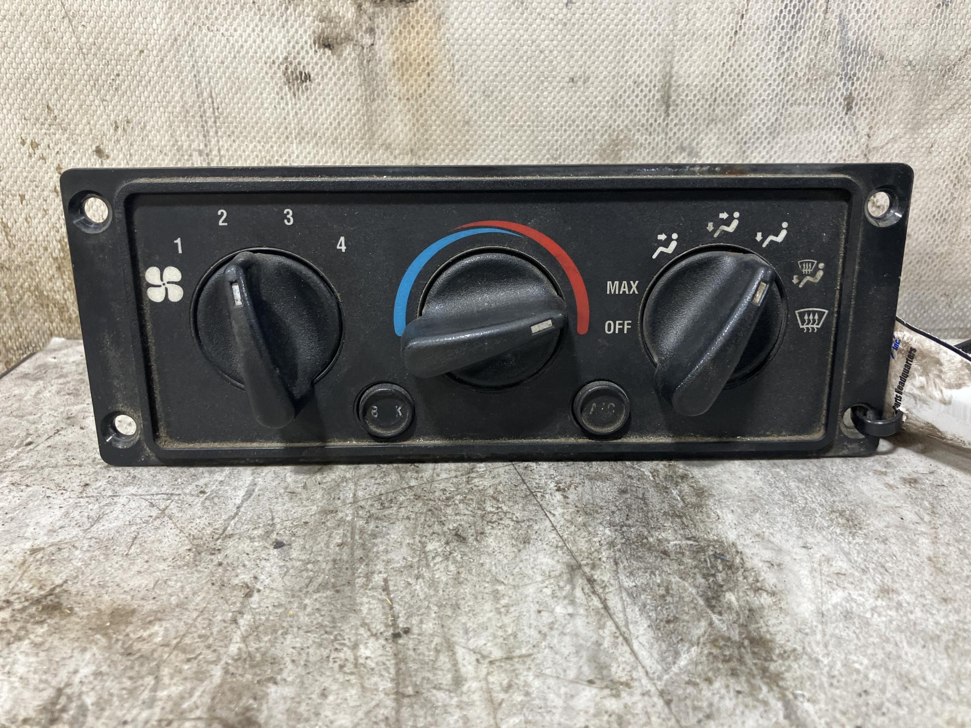 3518703C92 | International 5600I Heater & AC Temperature Control for Sale