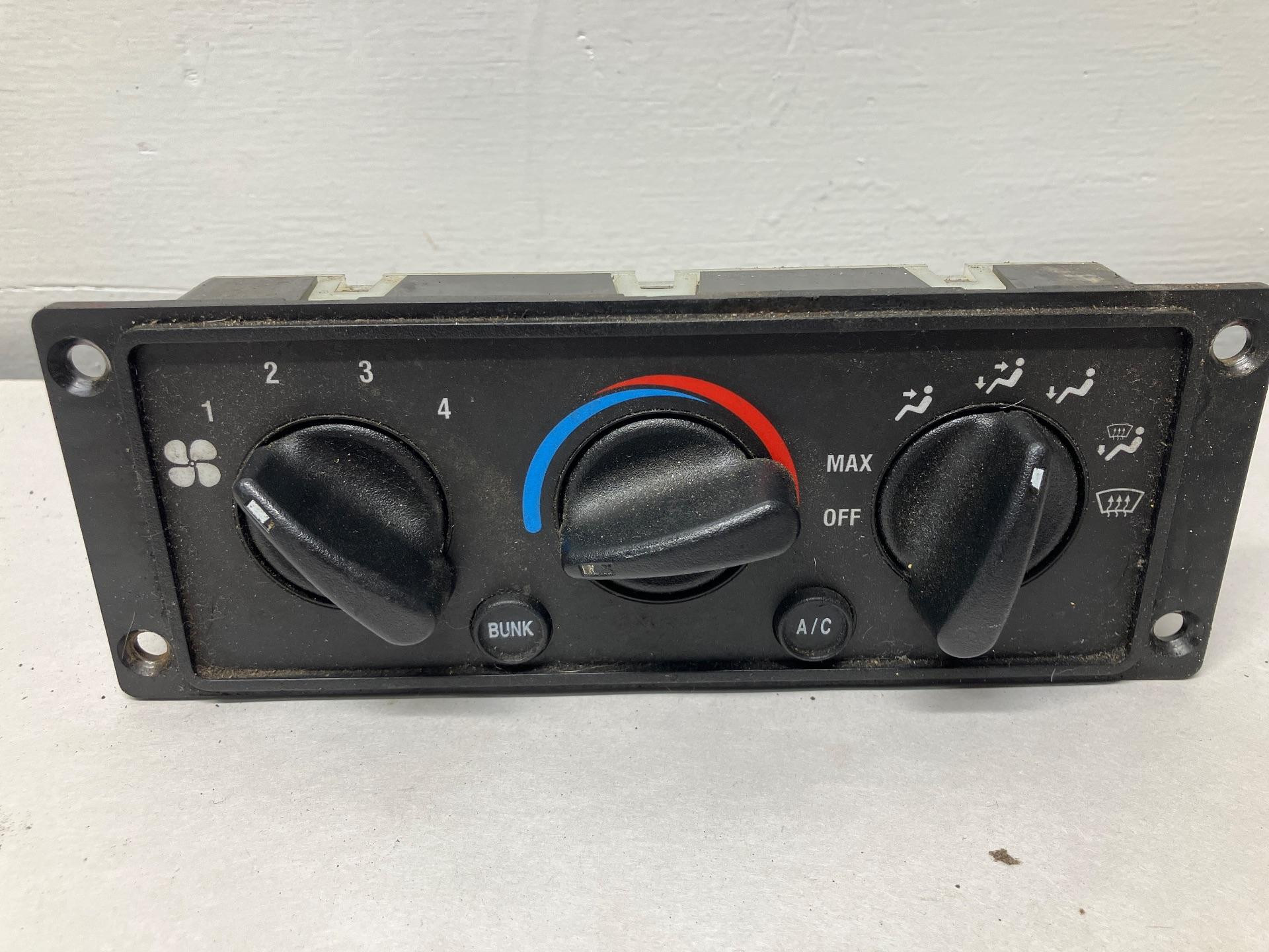 3518703C93 | International 9400 Heater & AC Temperature Control for Sale