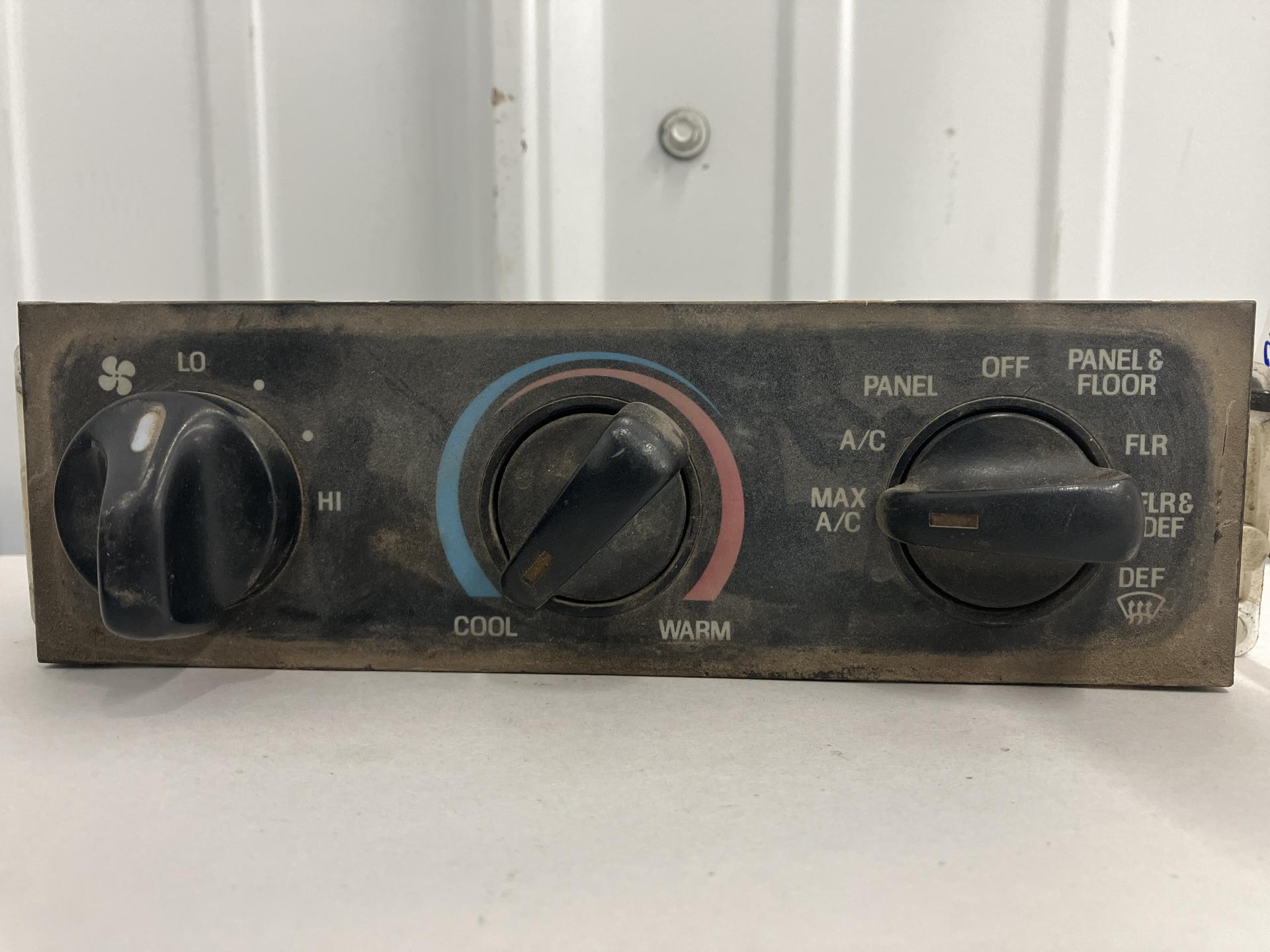 2FRH-19E758-AA | Sterling ACTERRA Heater & AC Temperature Control for Sale
