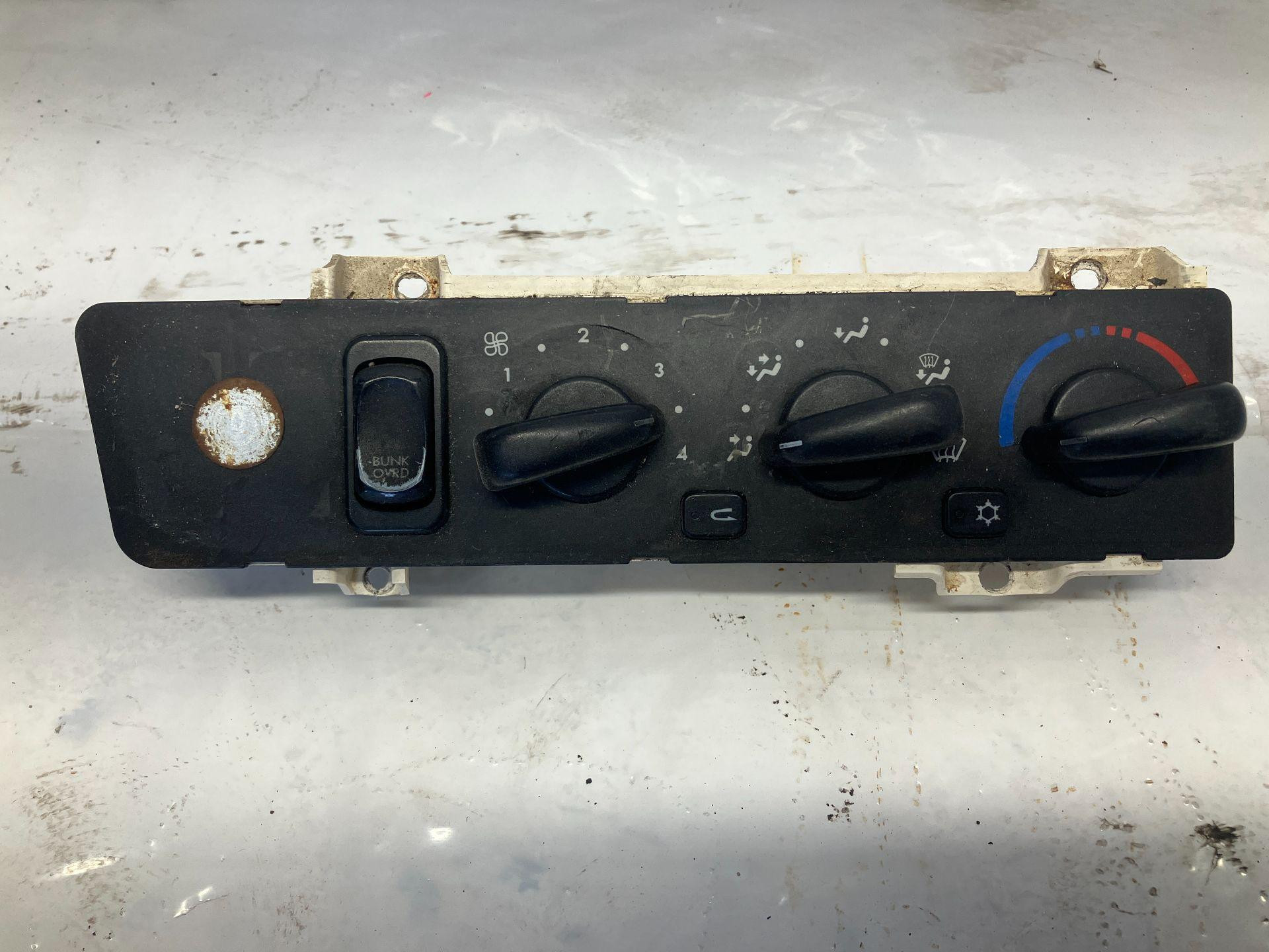 A22-54908-213 | Freightliner COLUMBIA 120 Heater & AC Temperature Control f