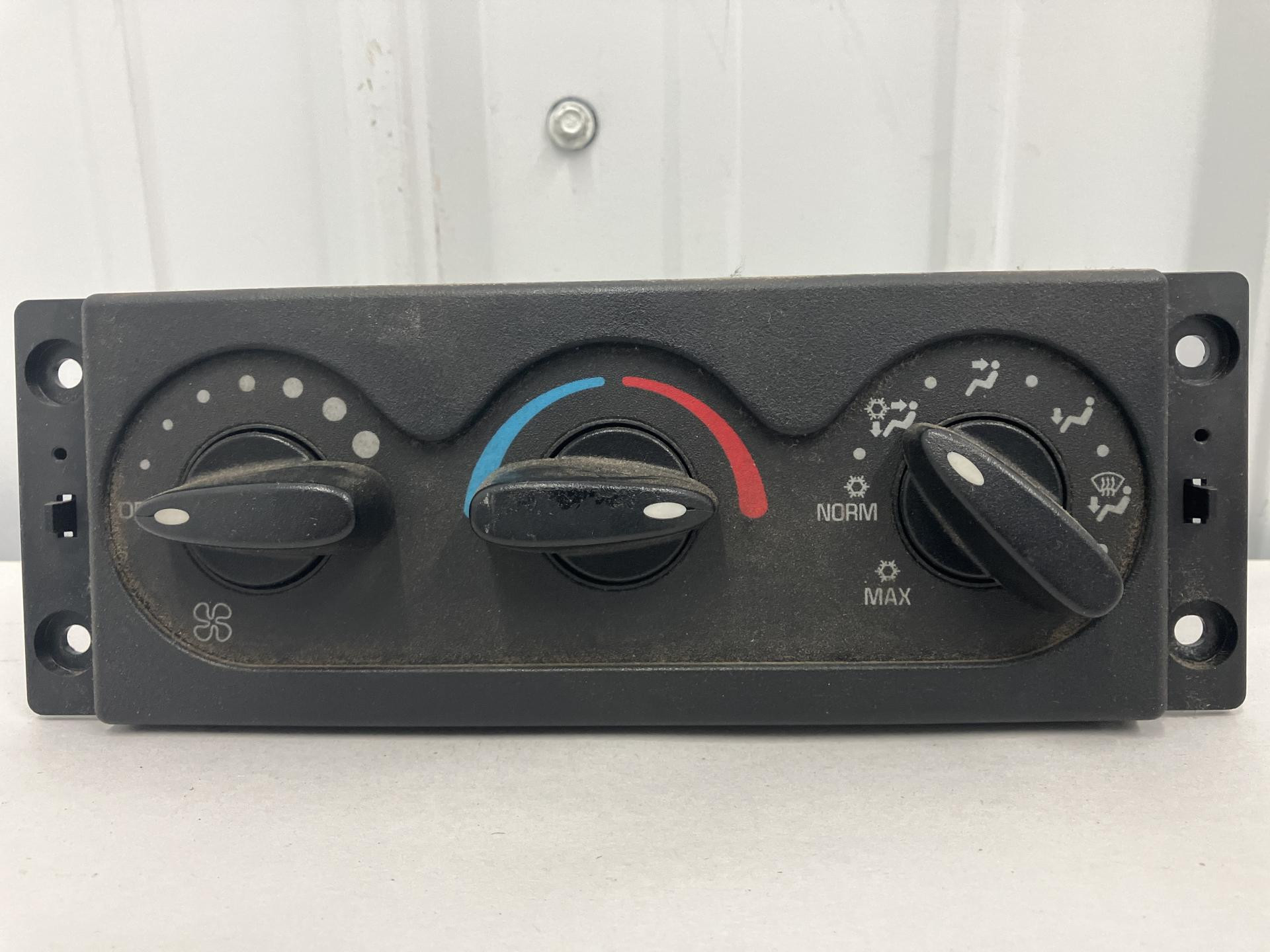 3545543C4 | International CITYSTAR Heater & AC Temperature Control for Sale