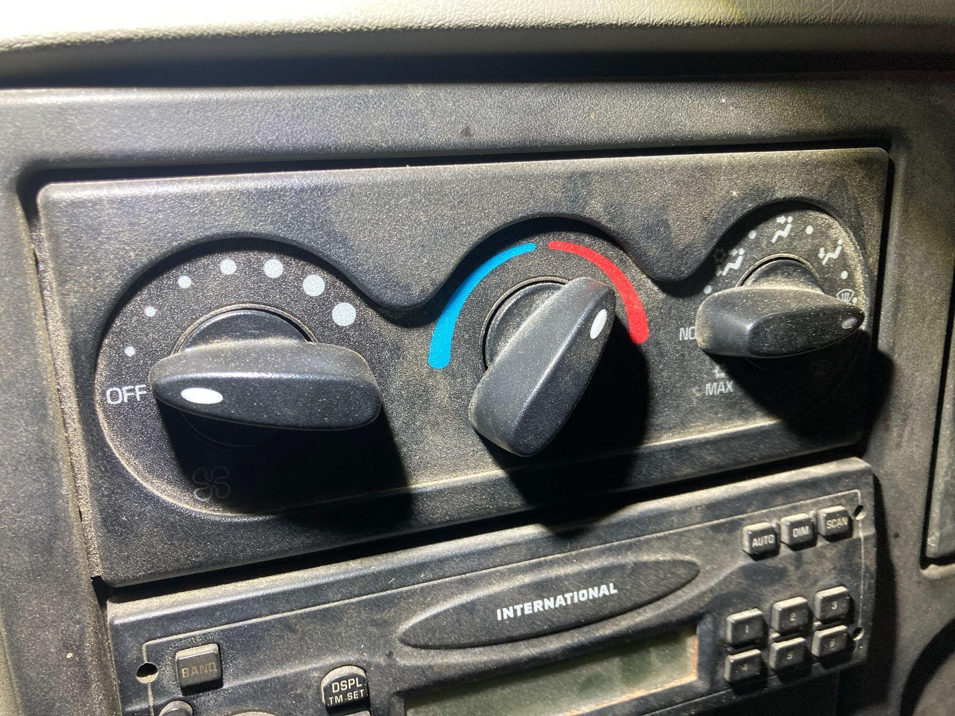 3545543C5 | International DURASTAR (4300) Heater & AC Temperature Control f
