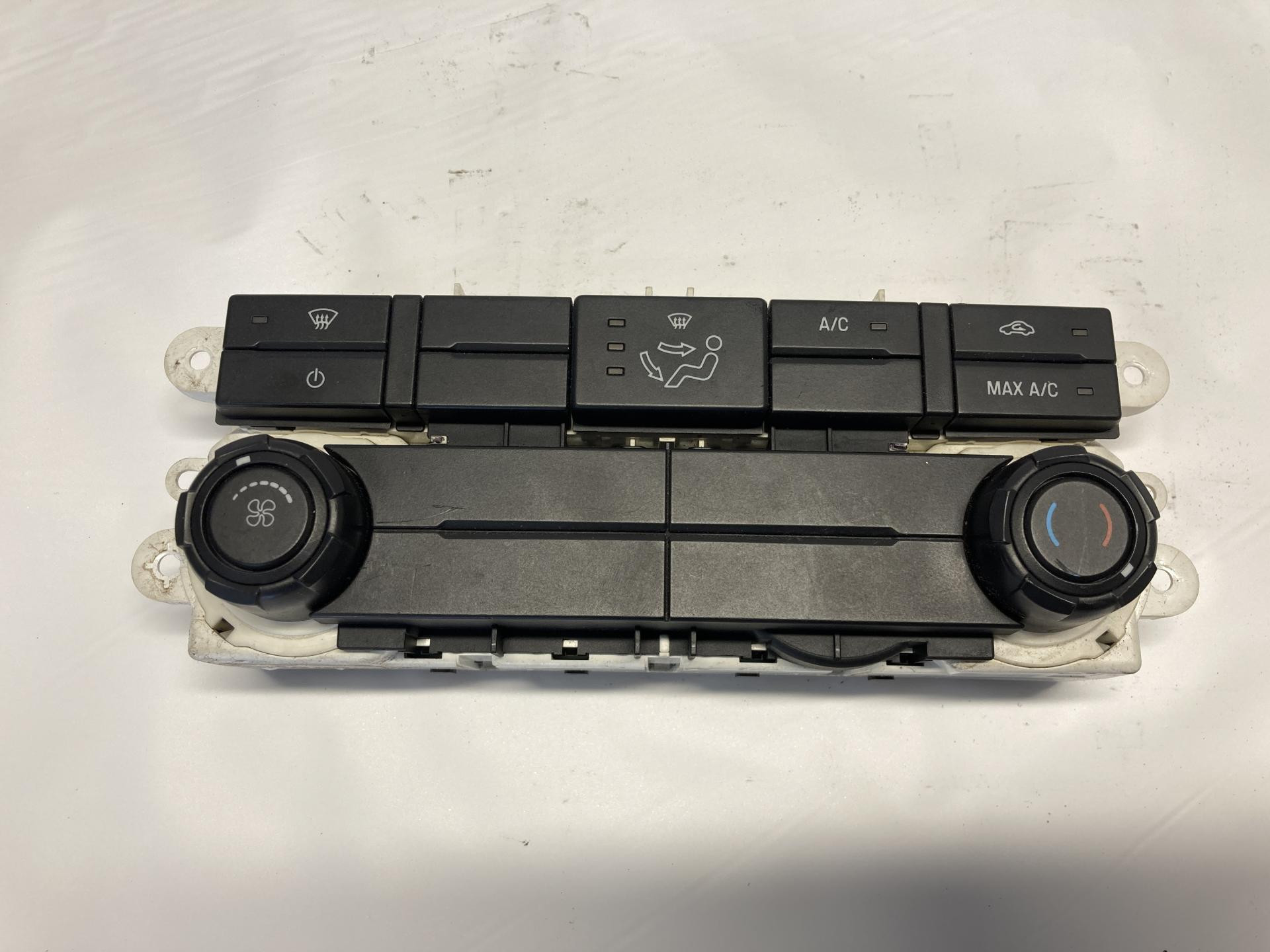 BC3T-19980-DB | Ford FORD F450SD PICKUP Heater & AC Temperature Control for