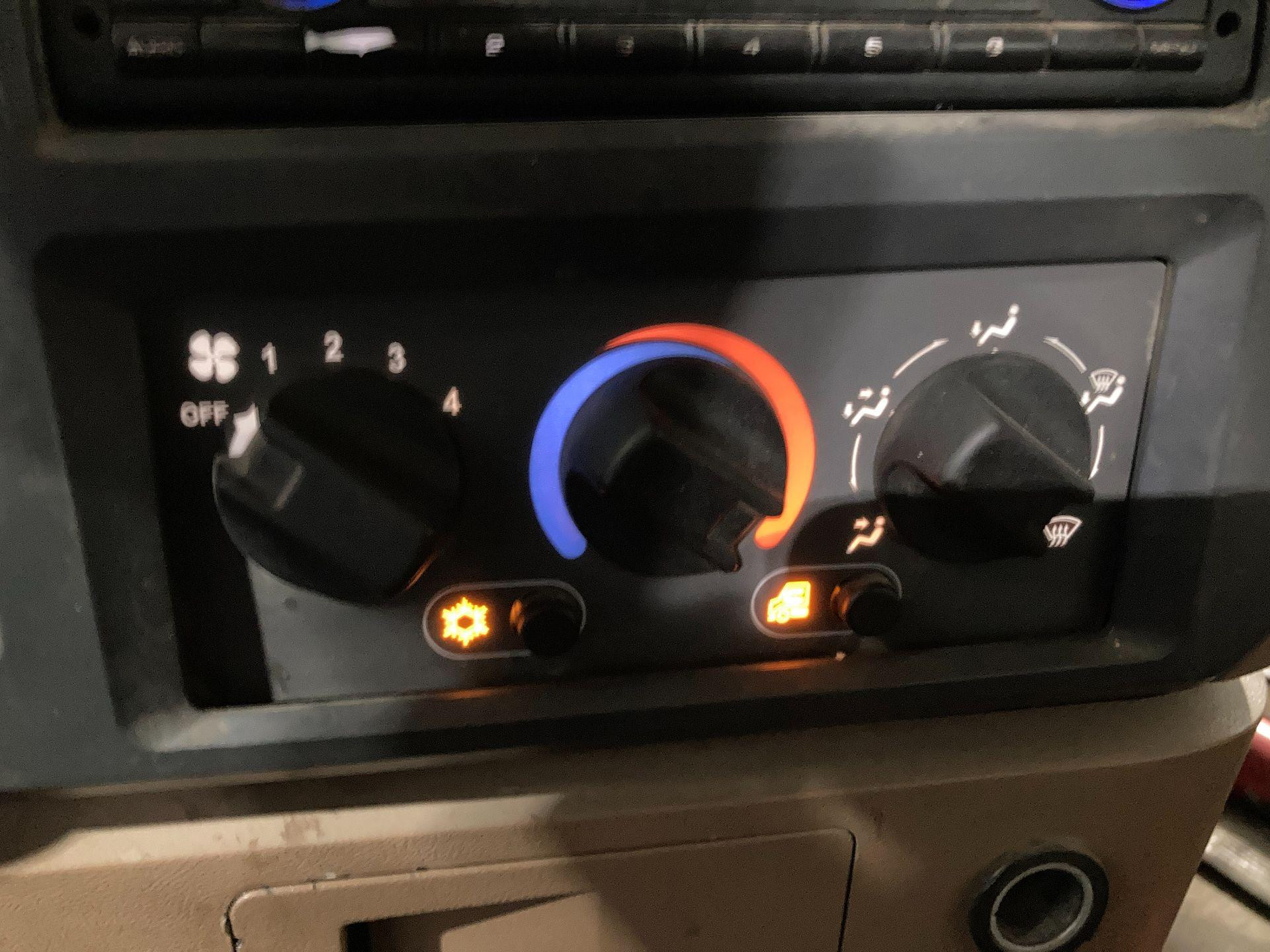 Mack GU813 Heater & AC Temperature Control for Sale