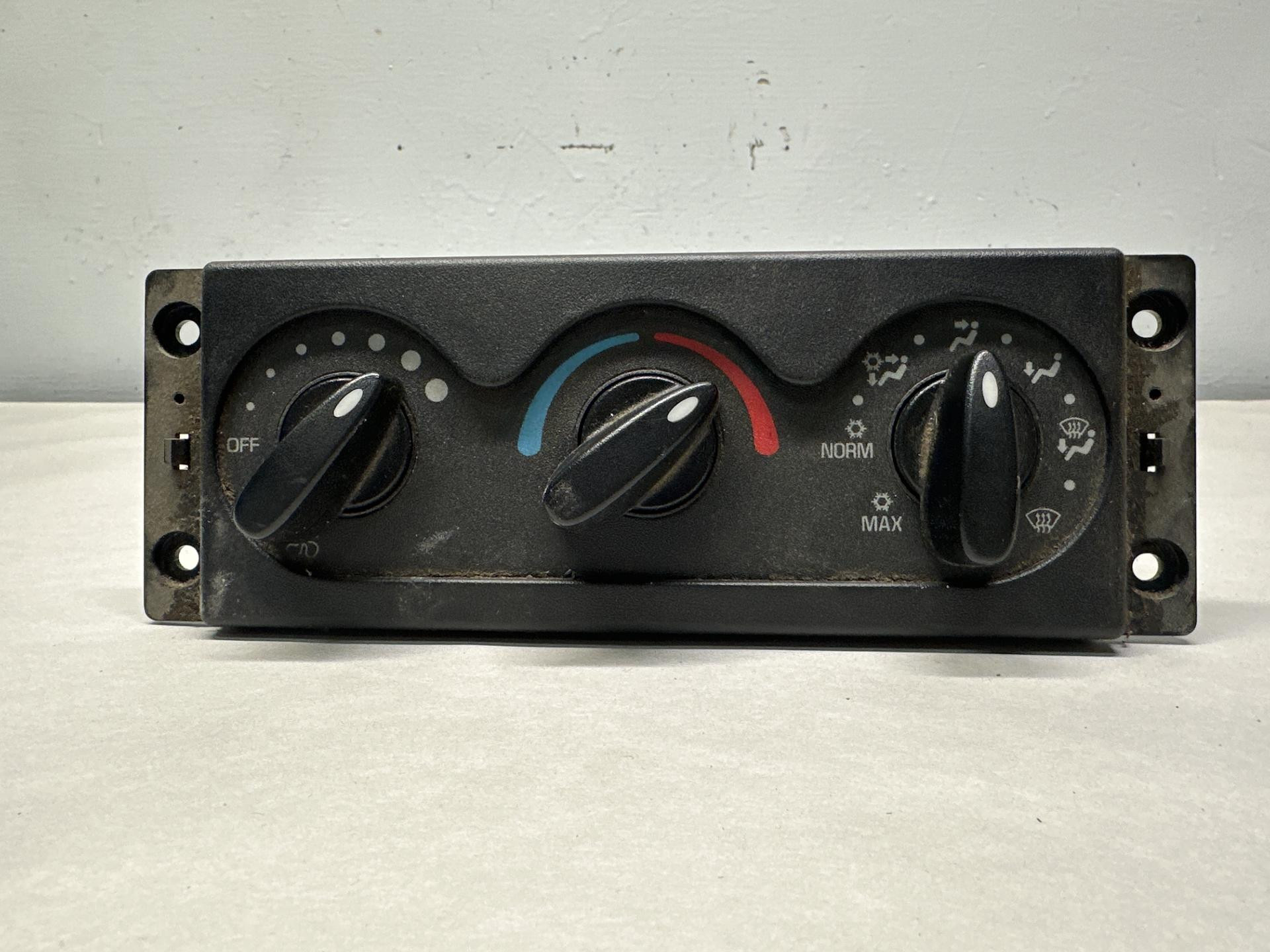3545543C5 | International PROSTAR Heater & AC Temperature Control for Sale
