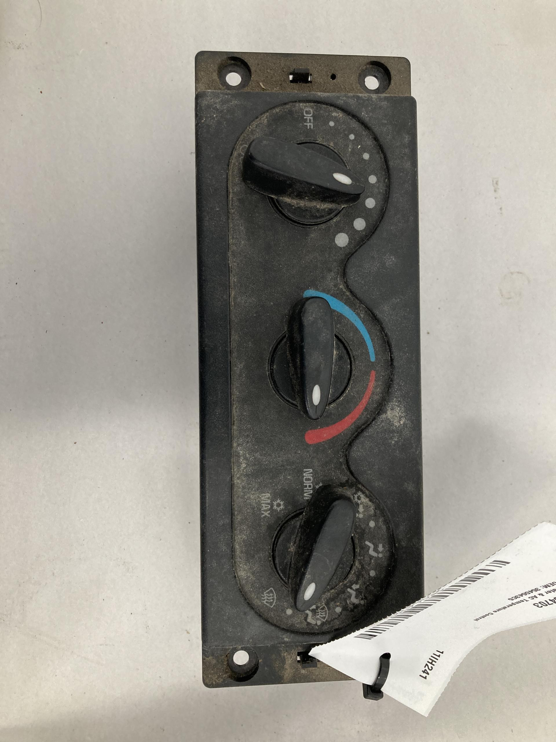 3545543C5 | International PROSTAR Heater & AC Temperature Control for Sale