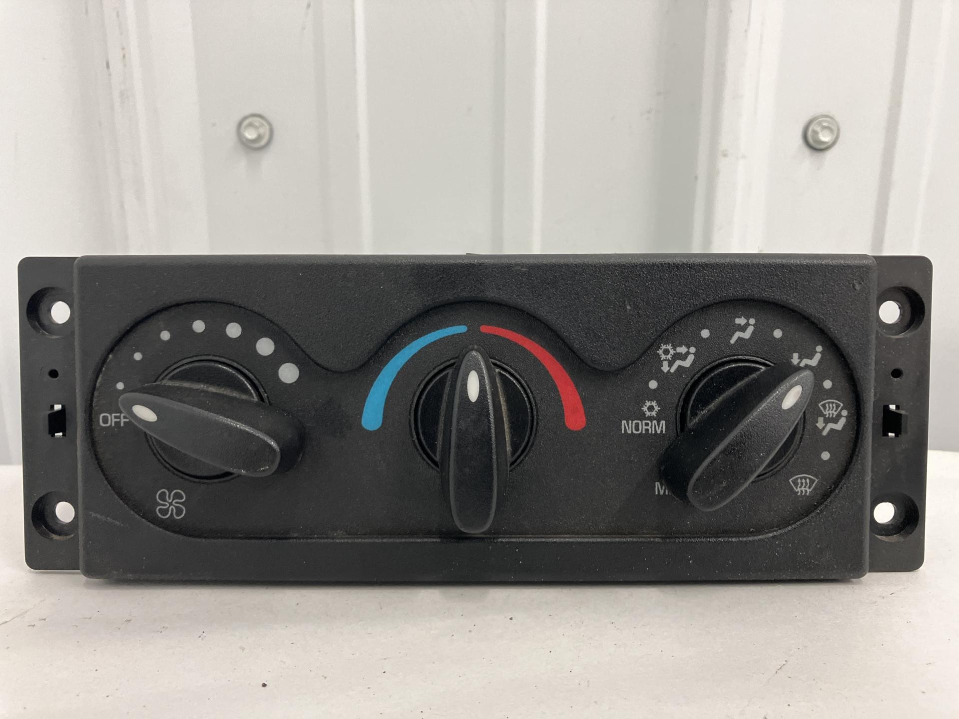 28387721 | International TRANSTAR (8600) Heater & AC Temperature Control fo