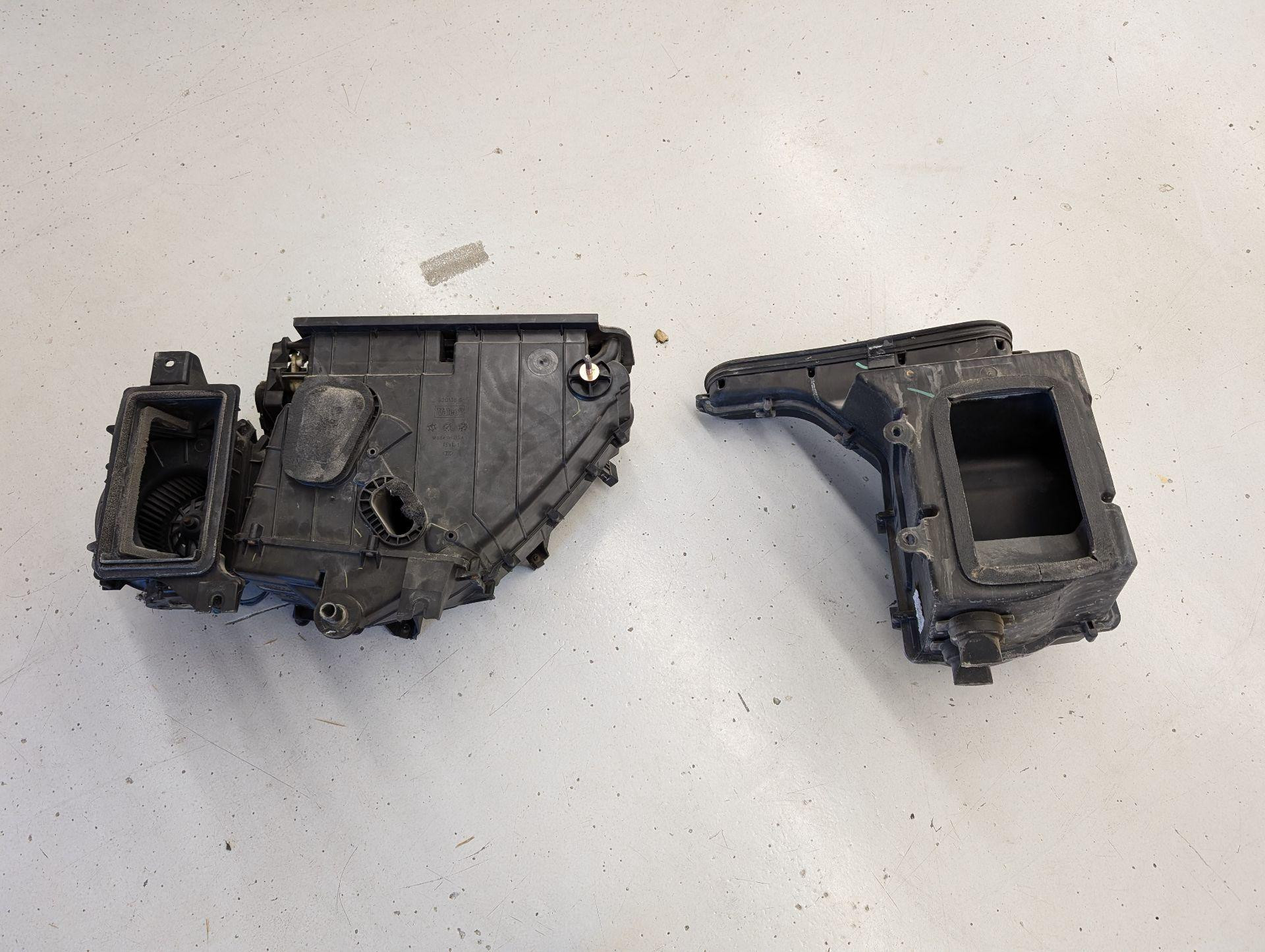 A22-52354-004 | Freightliner M2 106 Heater Assembly for Sale