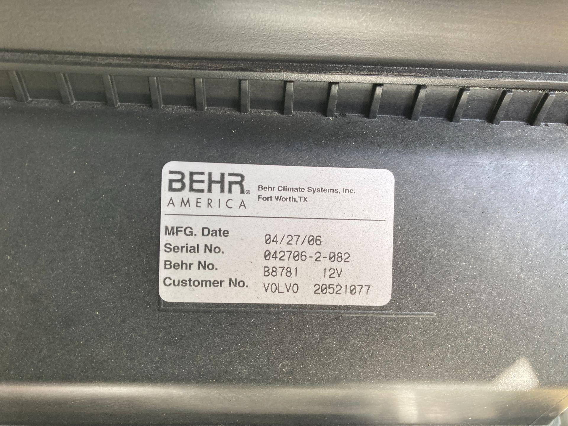 20521077 | Volvo VNL Heater Assembly for Sale