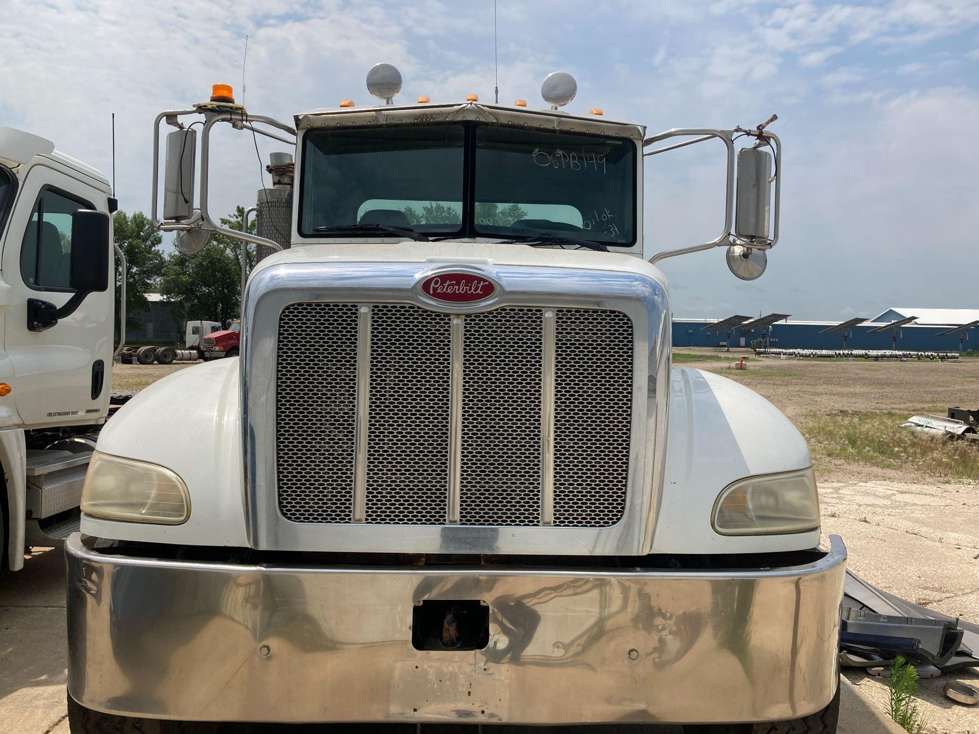 L29-6027-201 | Peterbilt 335 Hood for Sale