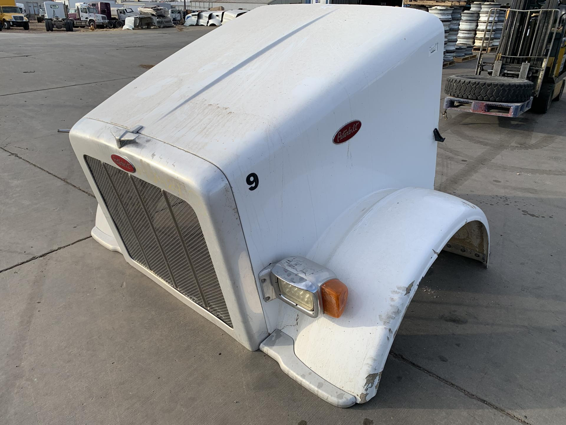 Peterbilt 367 Hood for Sale