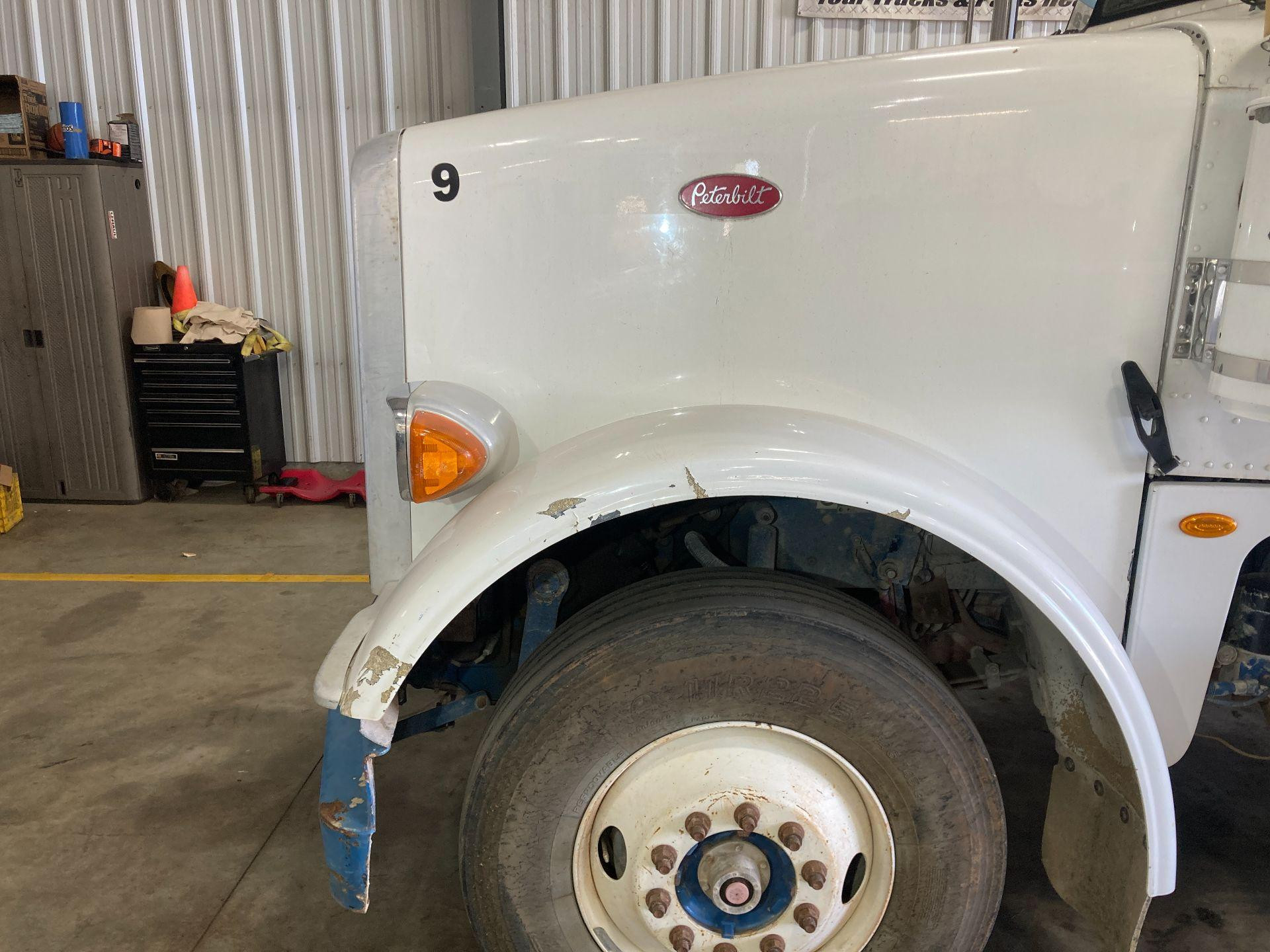 Peterbilt 367 Hood for Sale
